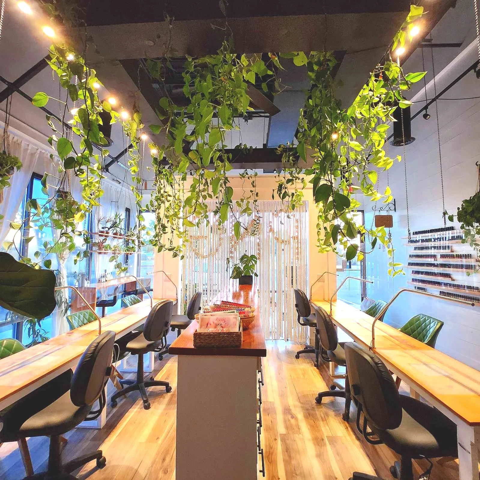 Purity Nail Garden