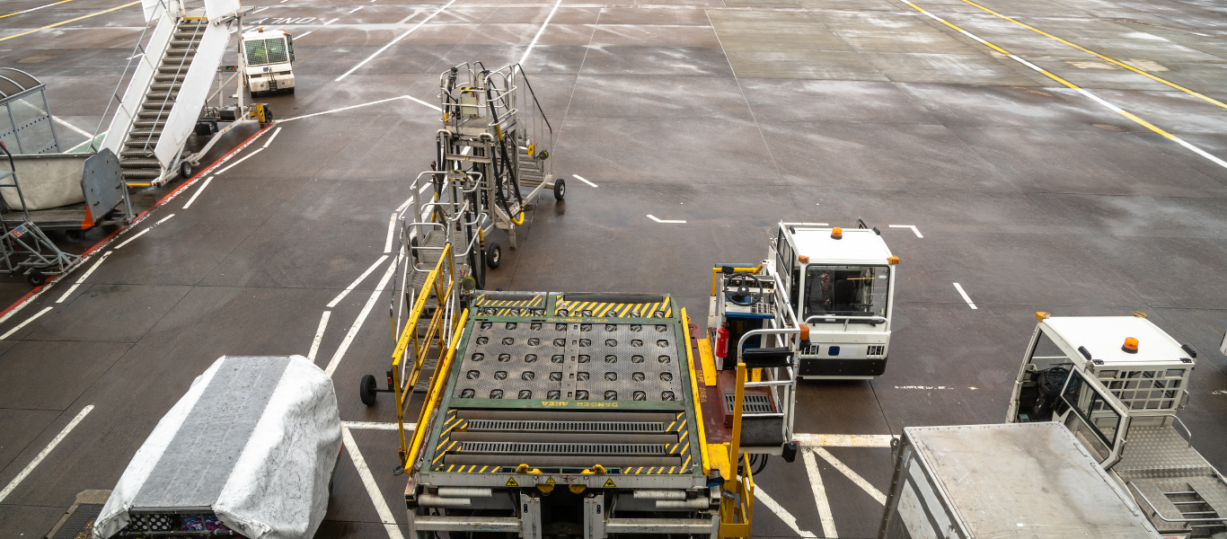 How Airlines Use RFID to Track Baggage and Equipment — BarcodeFactory Blog