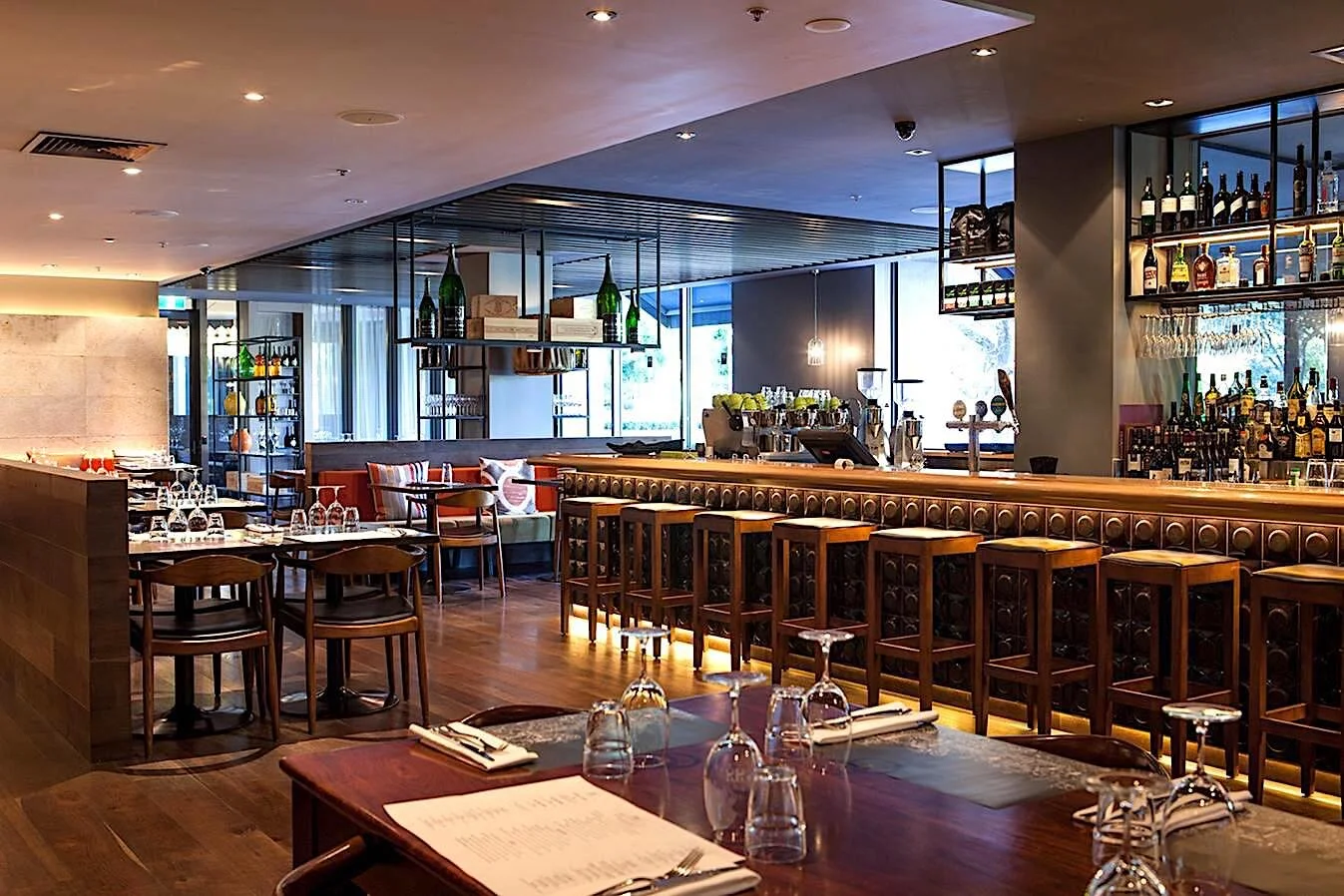 GG's Restaurant — LMD Interiors