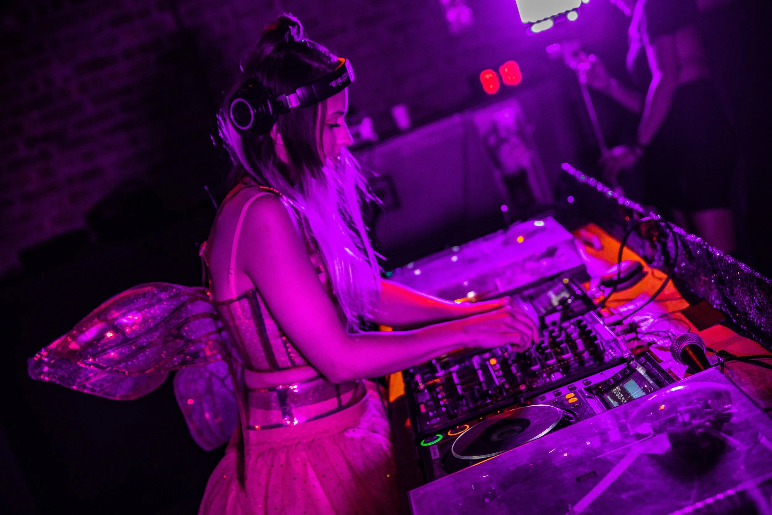 Gallery — ® Mae Rose