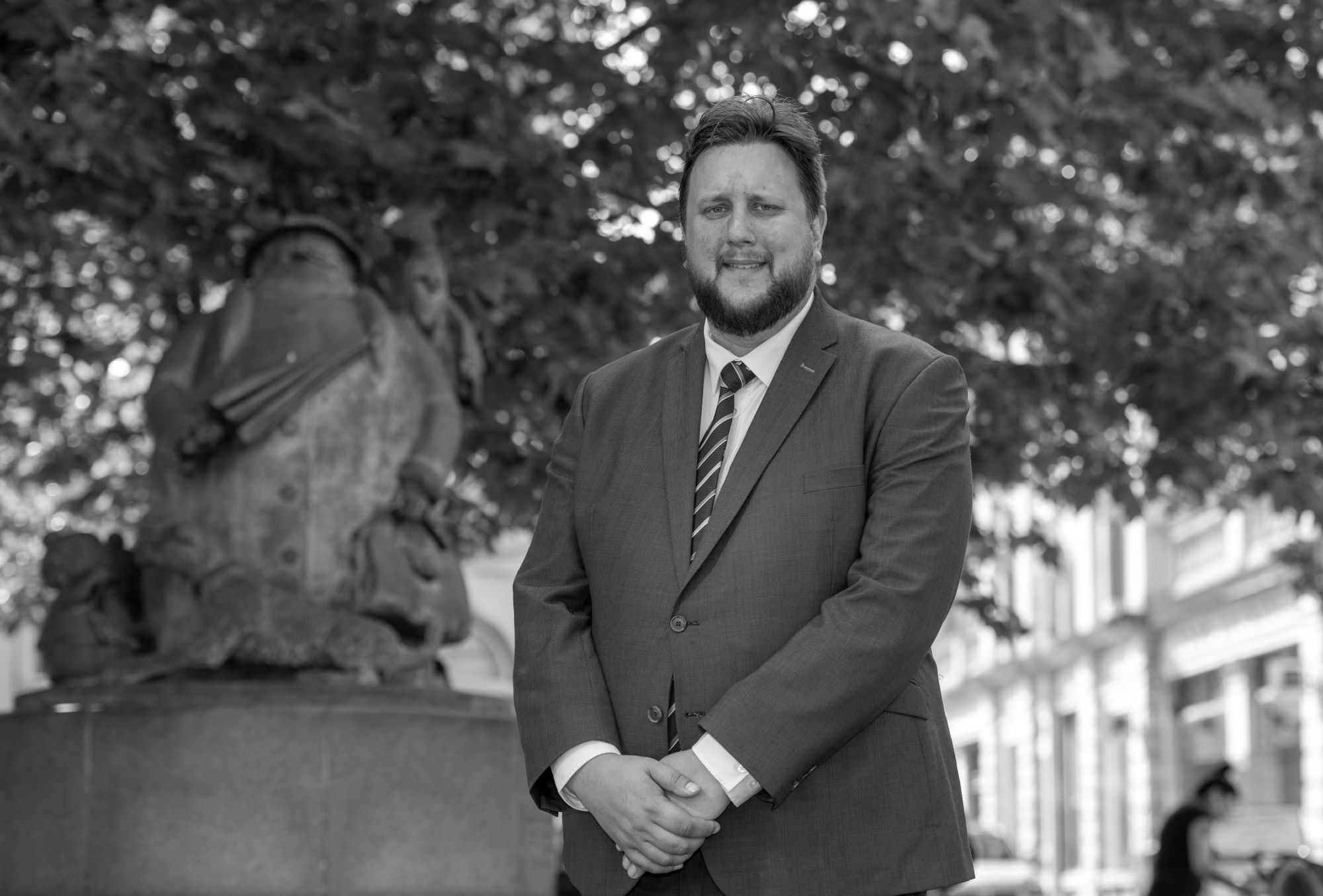 THE TEAM — Locus MS