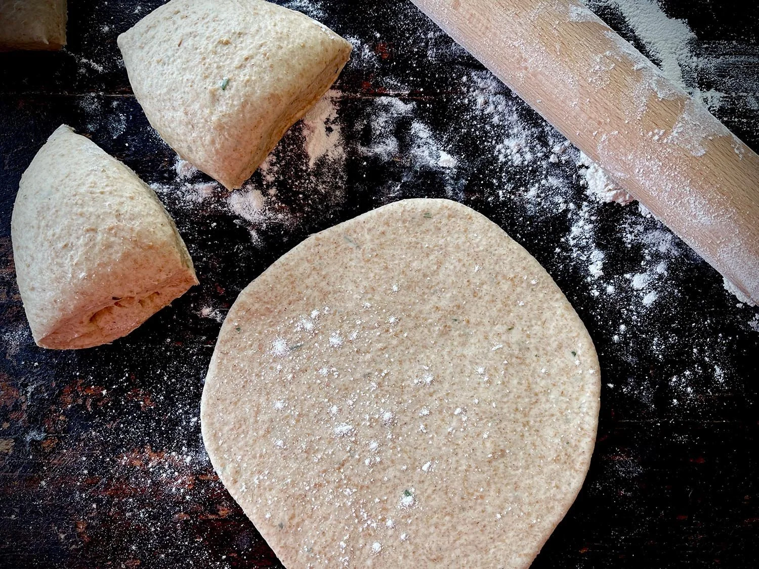 Fresh Pitta Bread With Butter Bean Hummus & Crispy Cavolo Nero ...
