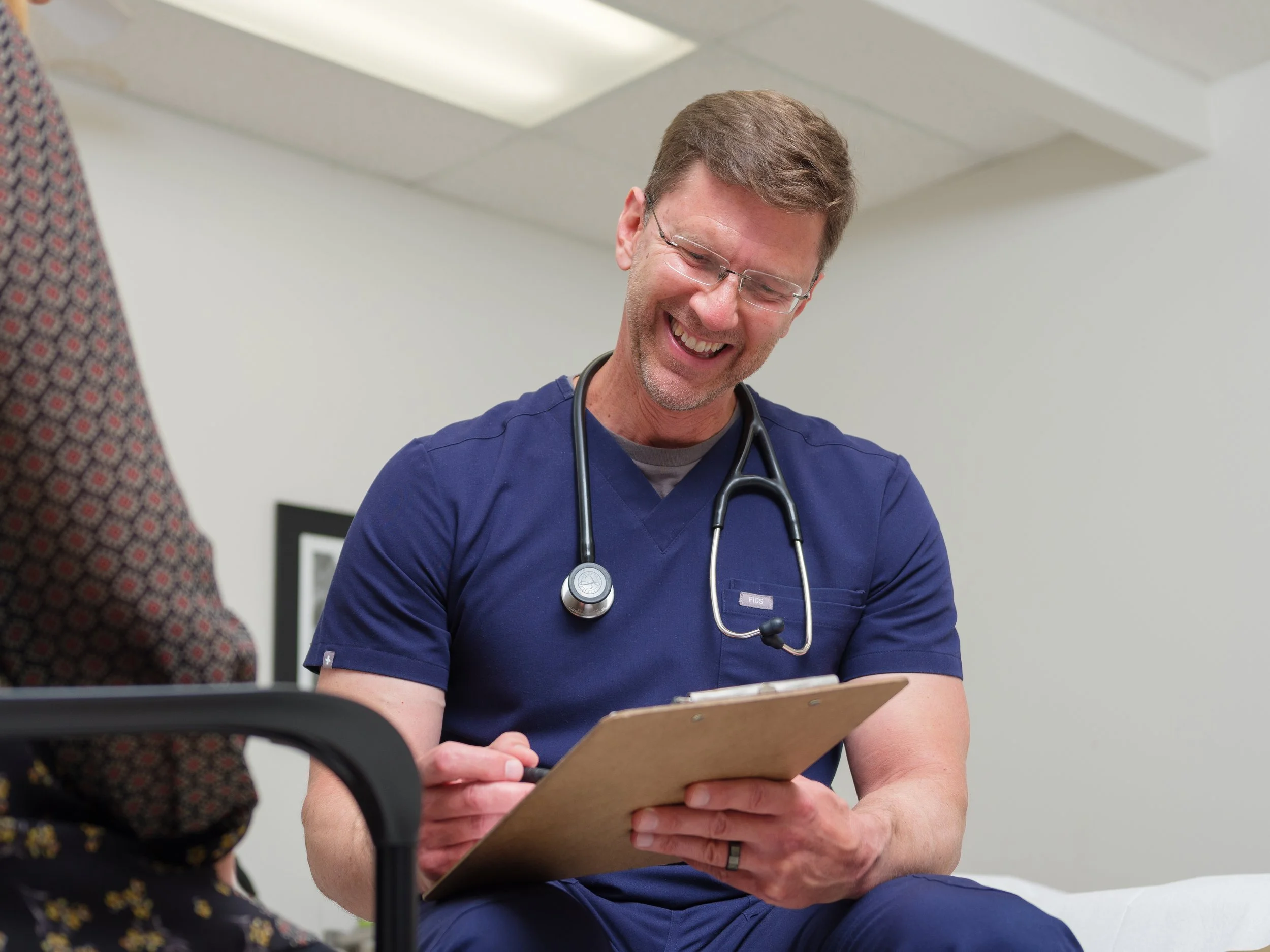 Men's Hormone Replacement Therapy | The Broadway Clinic