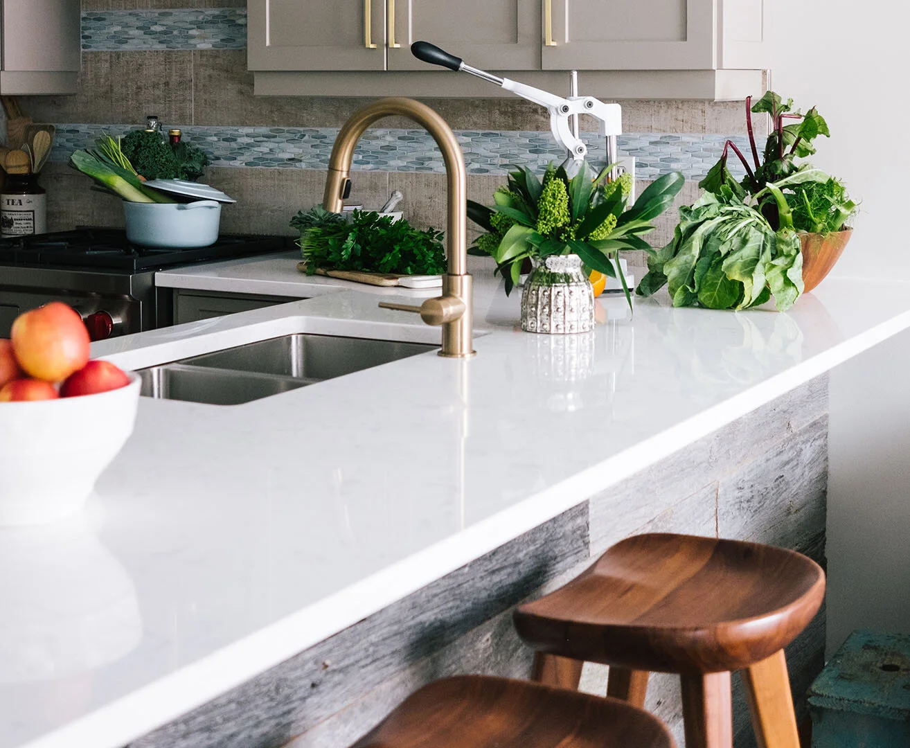 Cabinet Outlet - New