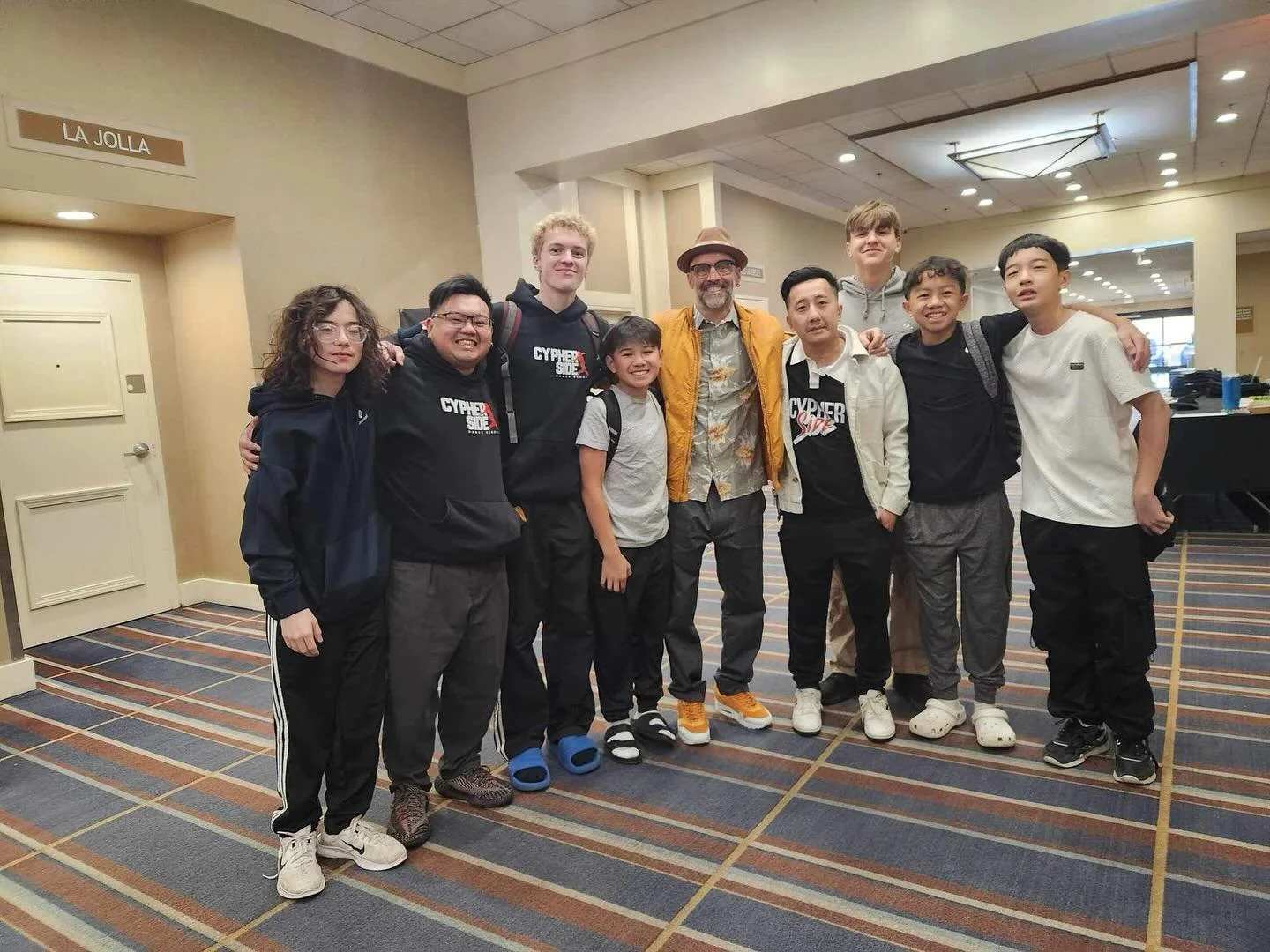 Cypher Side Dance School