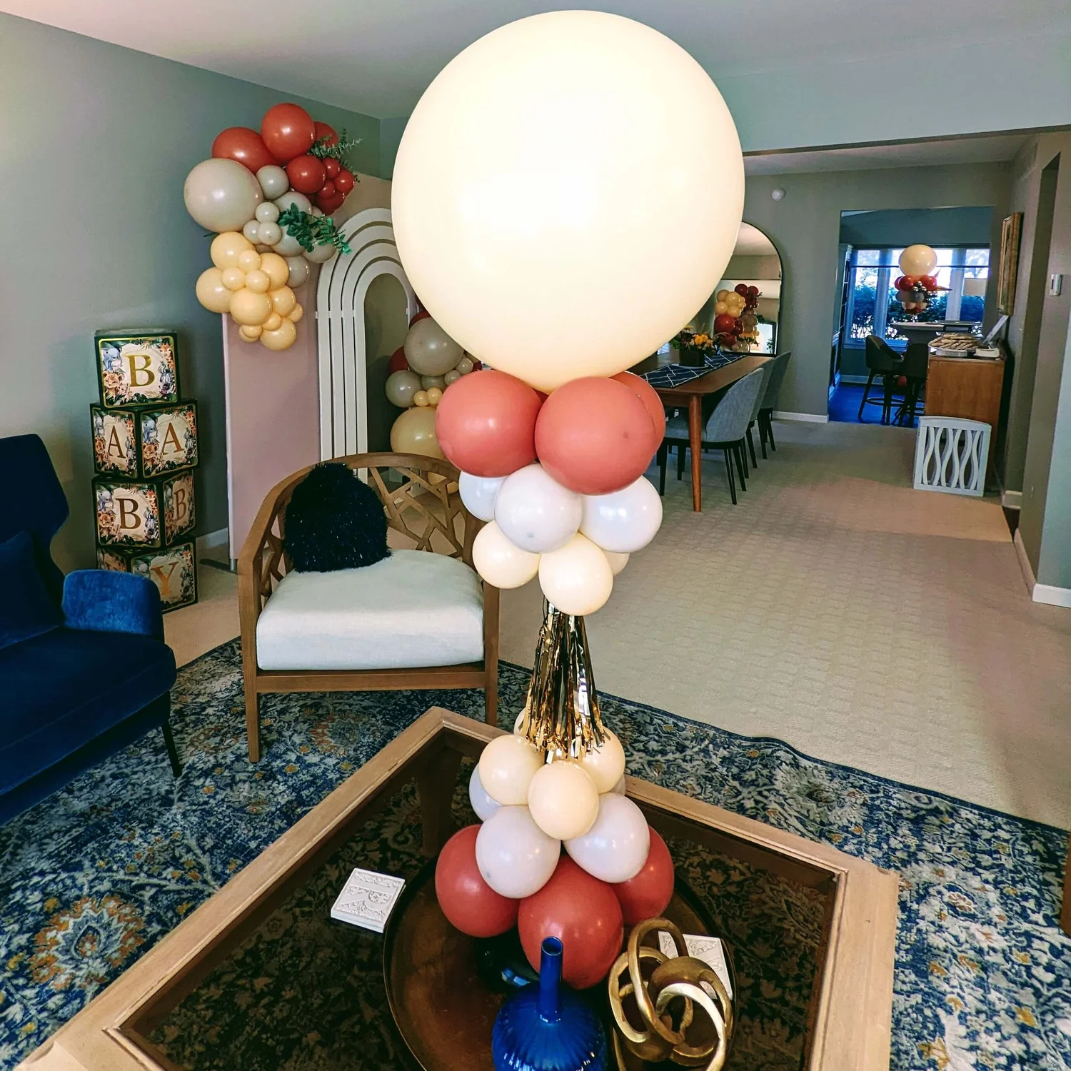 Custom Balloon Centerpieces for bat mitzvahs & Metro Detroit events ...