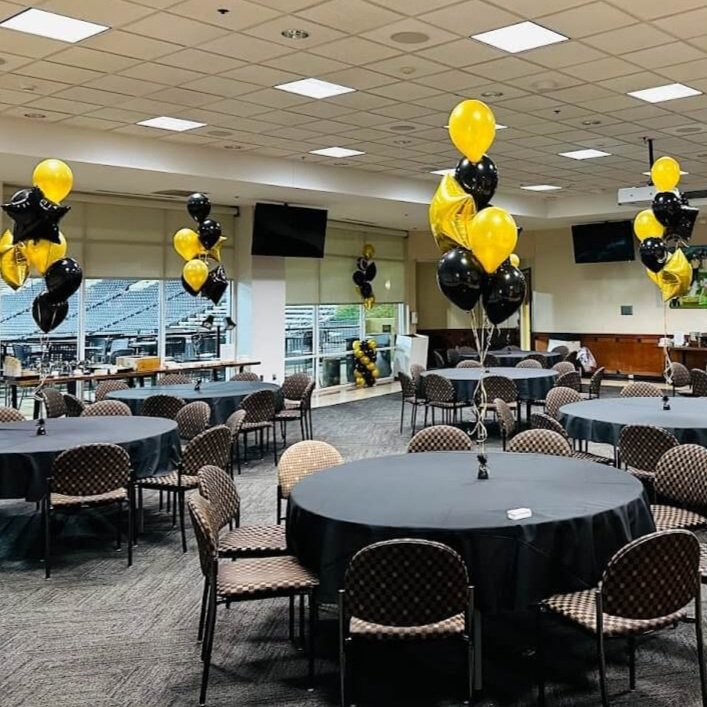 Custom Balloon Centerpieces for bat mitzvahs & Metro Detroit events ...