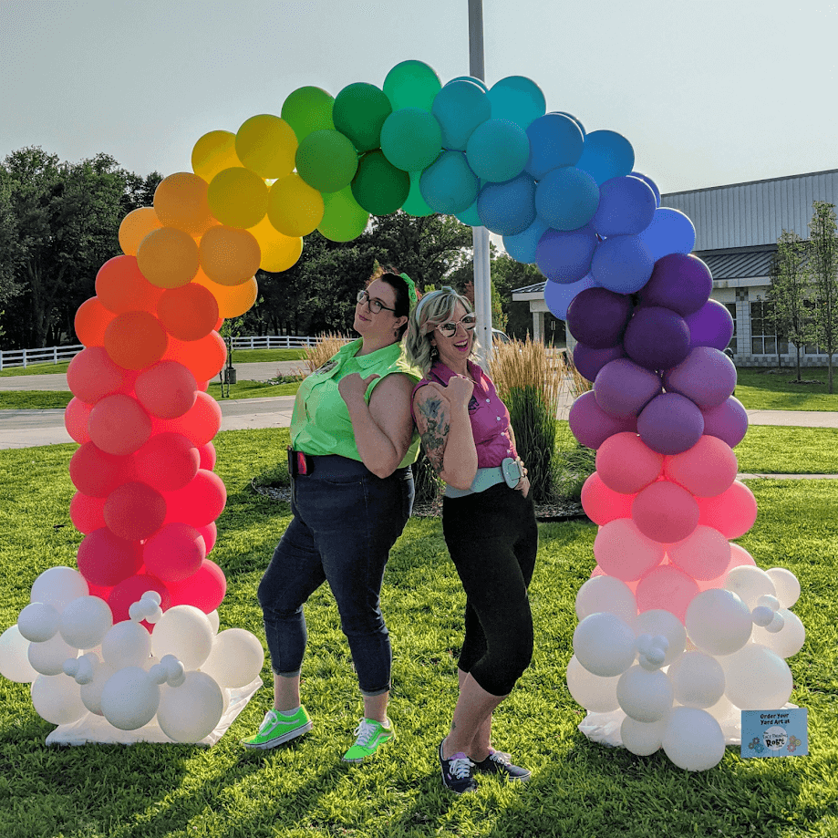 Timeless, classic, spiral balloon arches in Metro Detroit area with Top ...