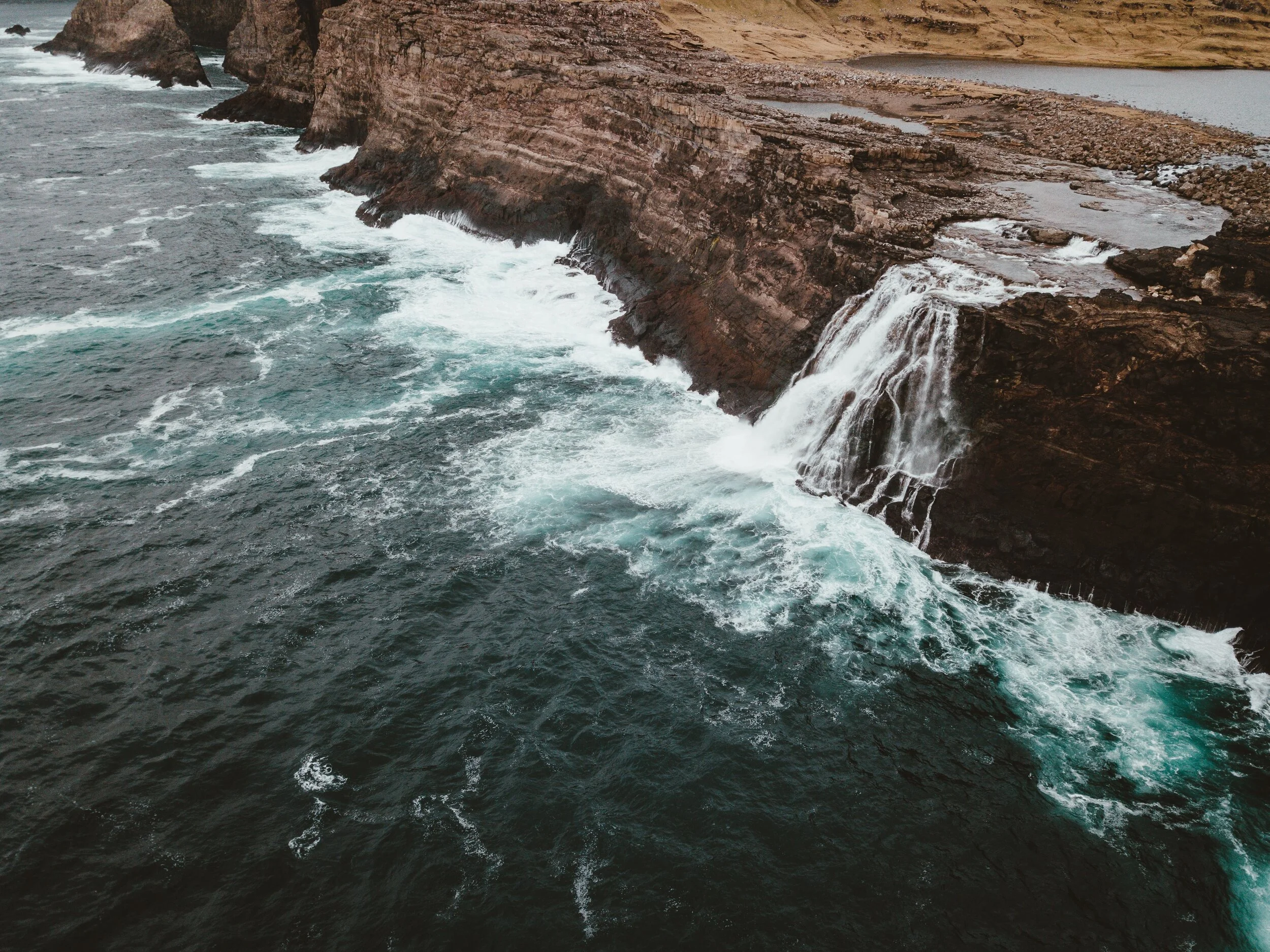 “The River Cannot Go Back” by Kahlil Gibran — Wisdom2Be