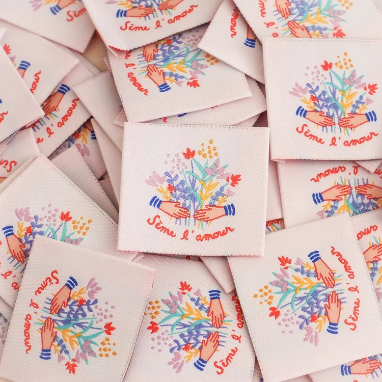 Lot de 5 étiquettes à coudre Ikatee Bisou Magique — Joli.e Boho