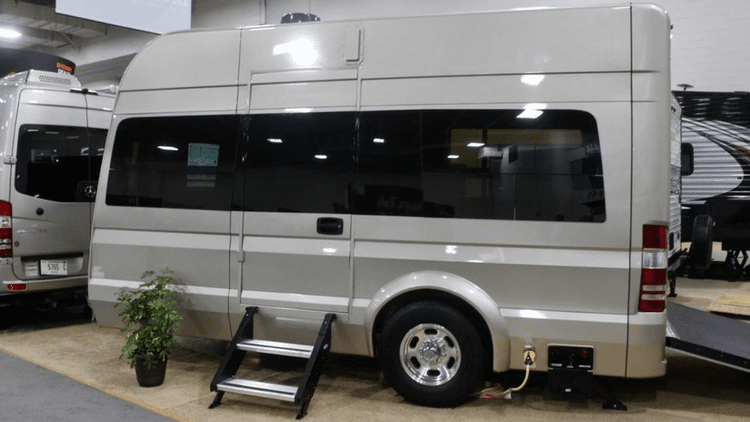 Towing with a Sprinter Van — sprntr.co