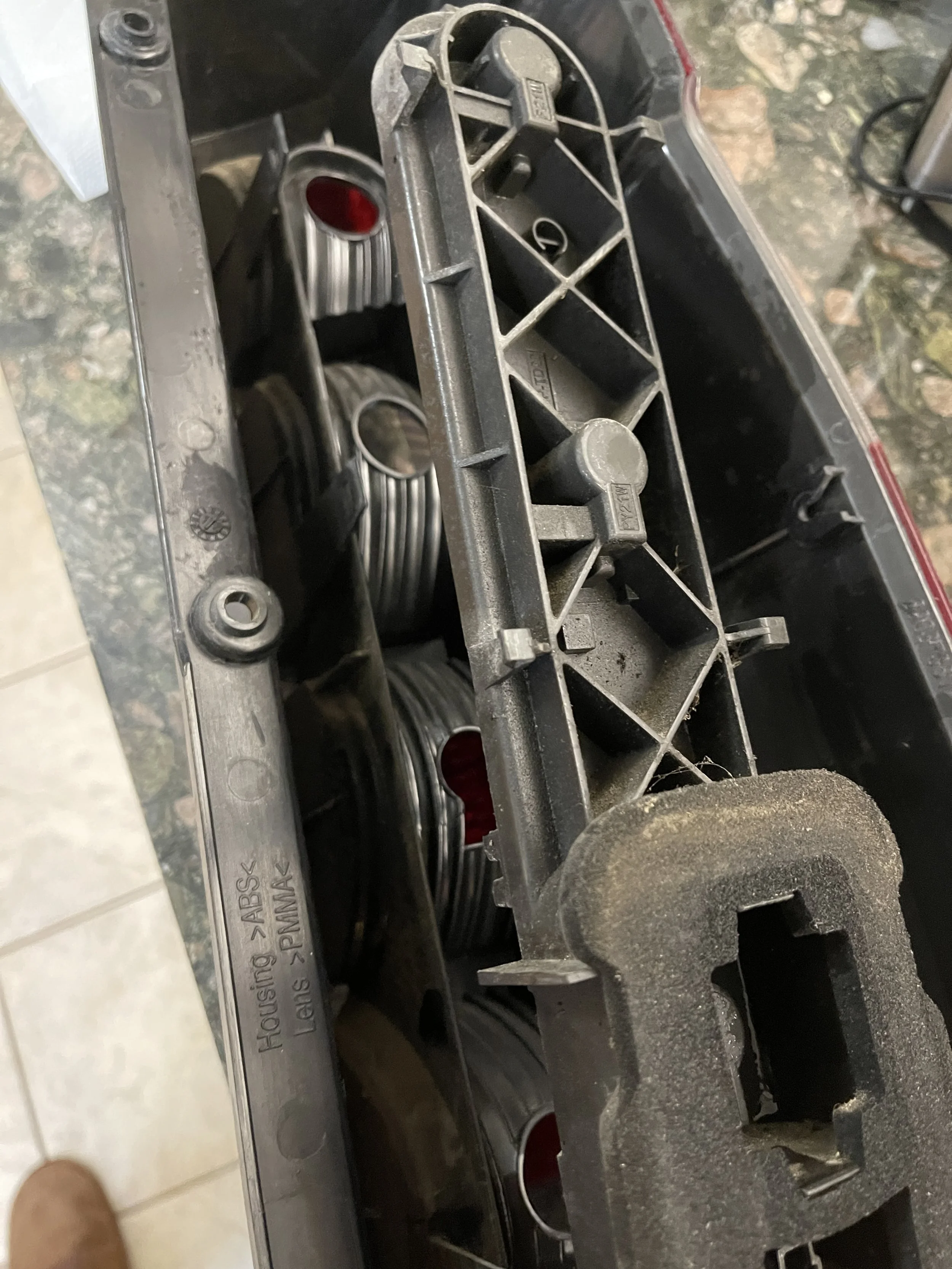 DIY: Changing the brake light in a Sprinter Van — sprntr.co