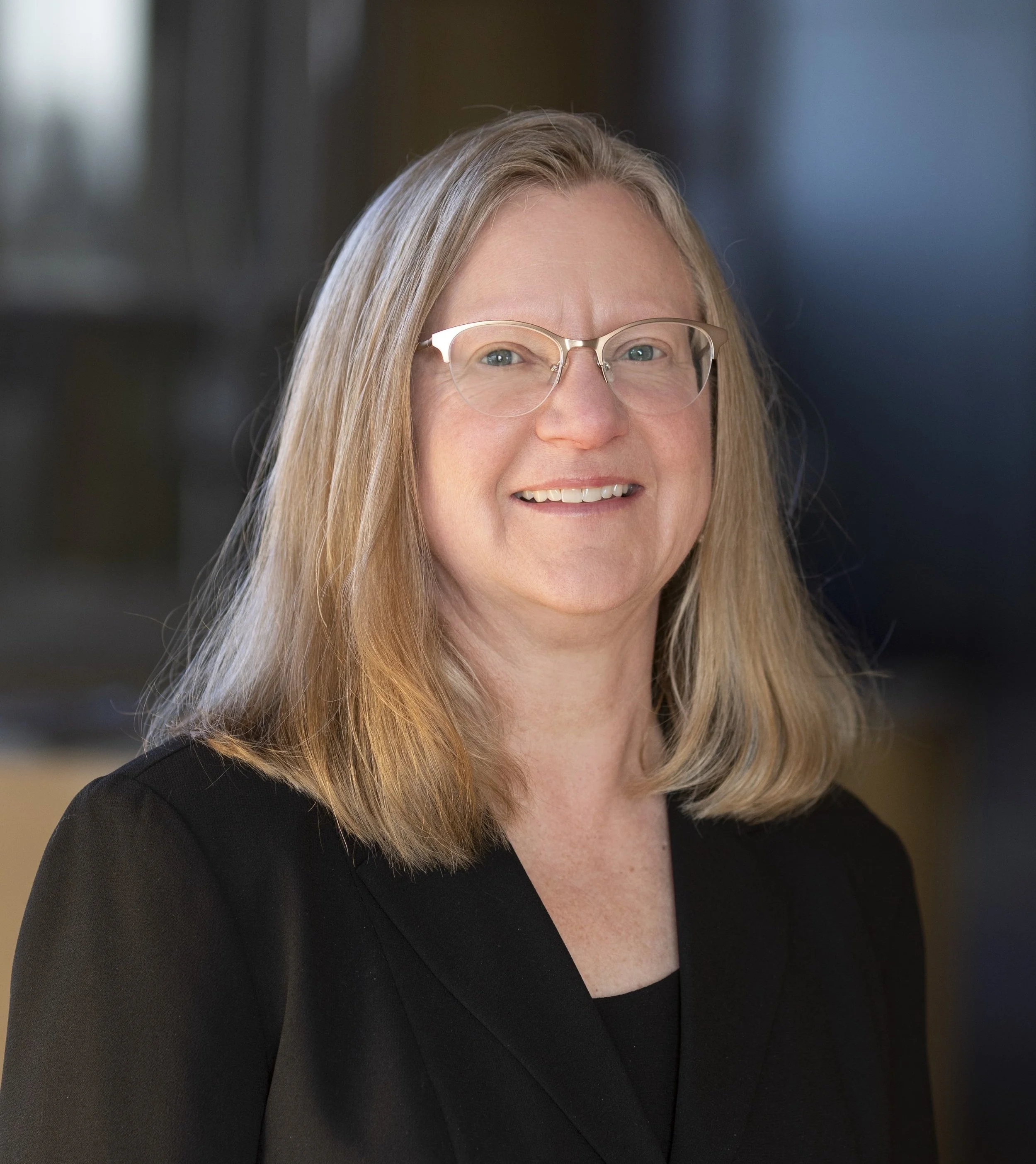 Holly Ellsworth | Operations Specialist — D.M. Kelly & Company | Des ...