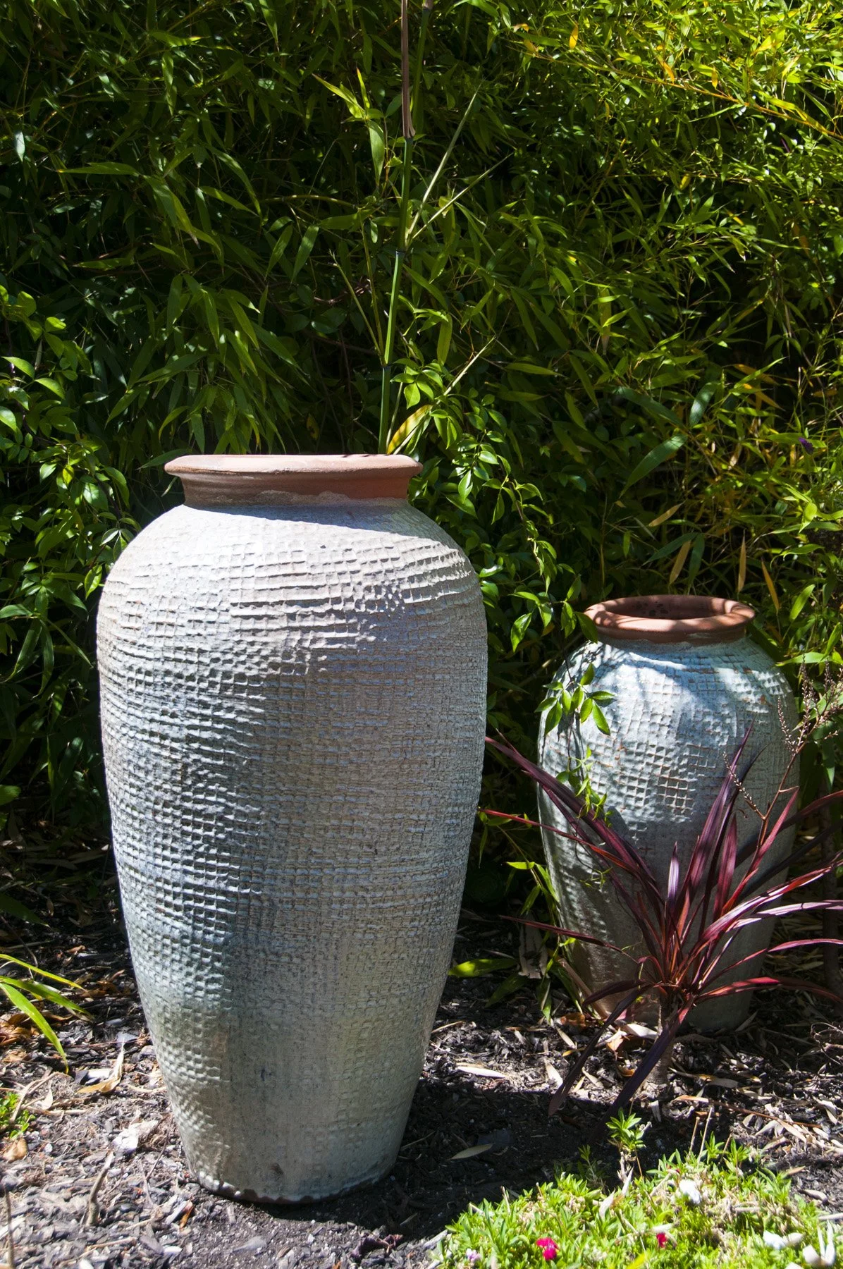 Outdoor Ceramic Birdbaths | Planters and Pots | Outdoor Fiberstone Pots ...