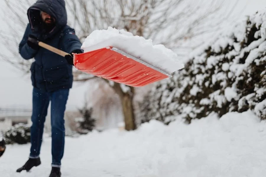 How Physiotherapy helps with Snow Shoveling Injuries — Mainway ...