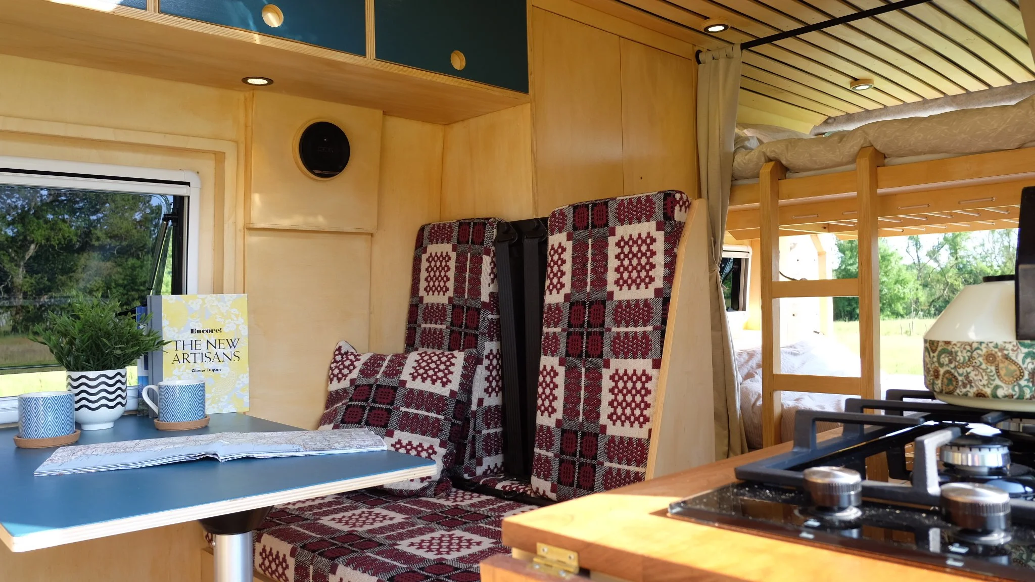 gallery-twin-coast-campervans-and-campervan-hire