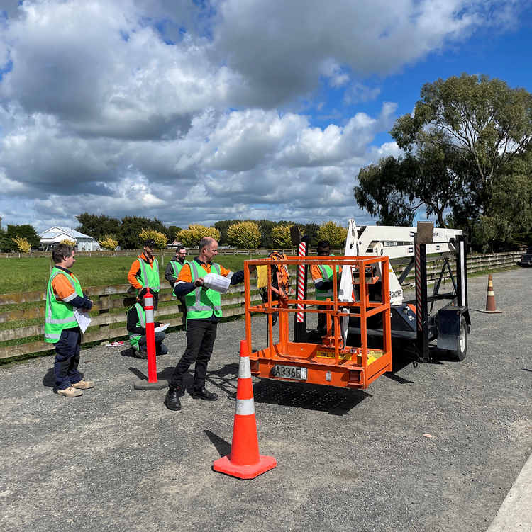 Machinery & Equipment | Mobile Elevated Work Platforms | New Zealand ...