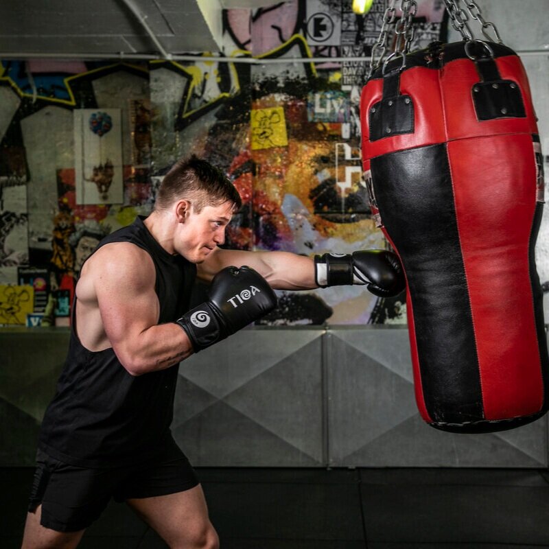 Hurt Locker — H2 Clubs