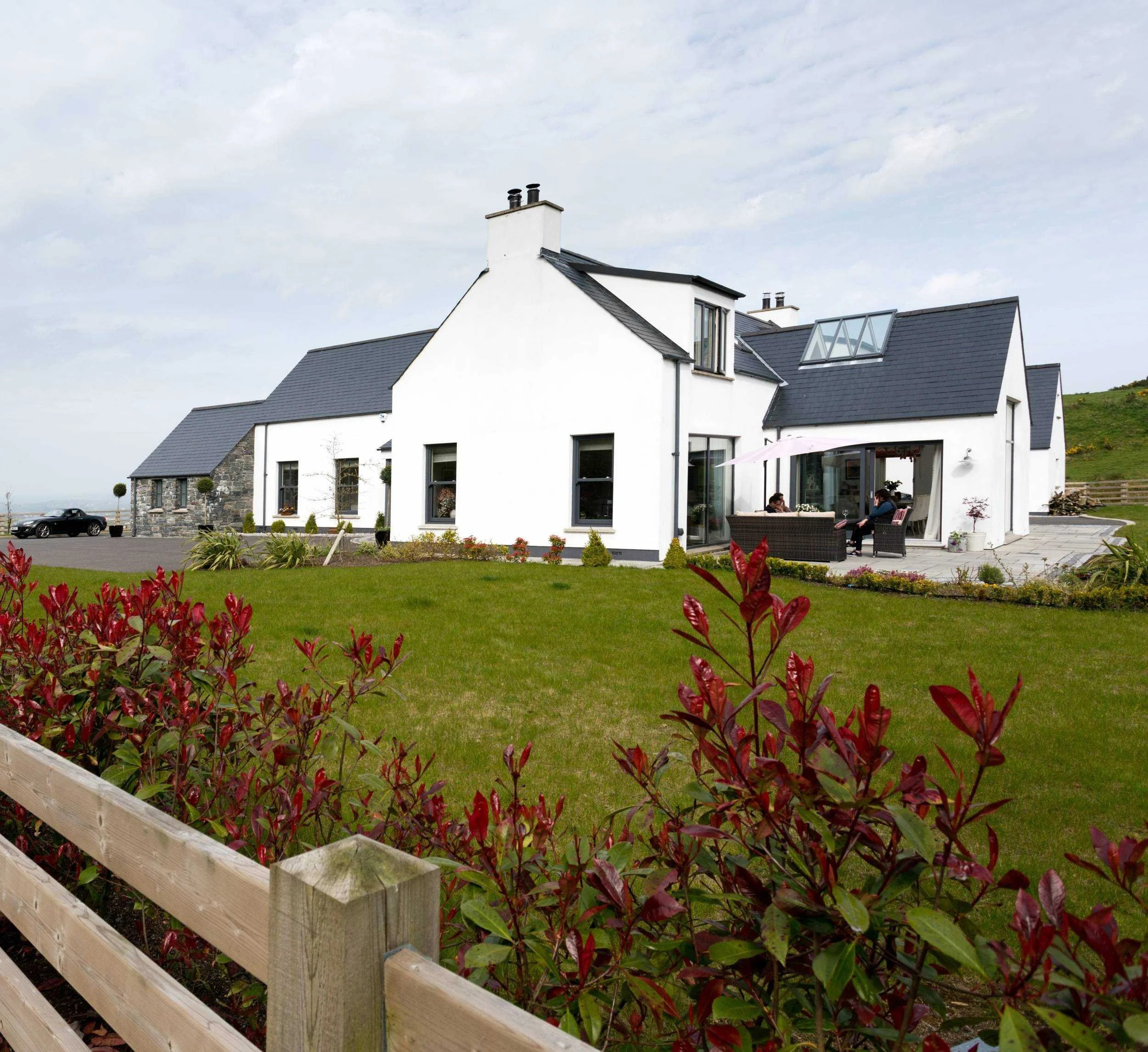 Timeless modern new cottage house design by architects McNulty Smyth ...