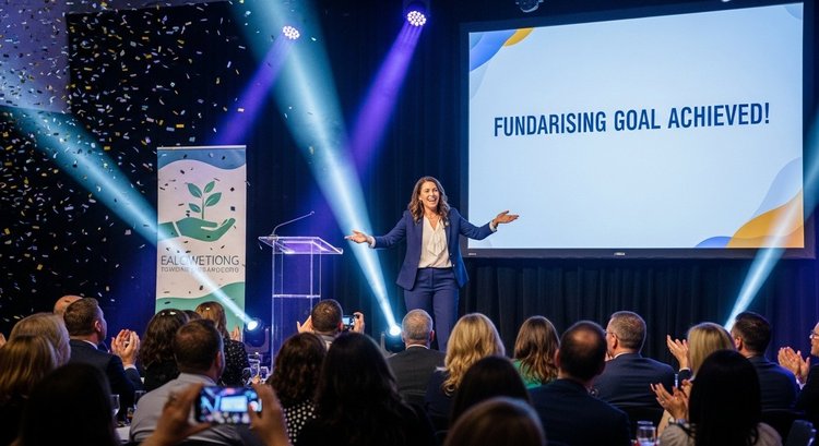Fundraising Primer for Nonprofit Leaders - Real-Life Guide to Hitting ...