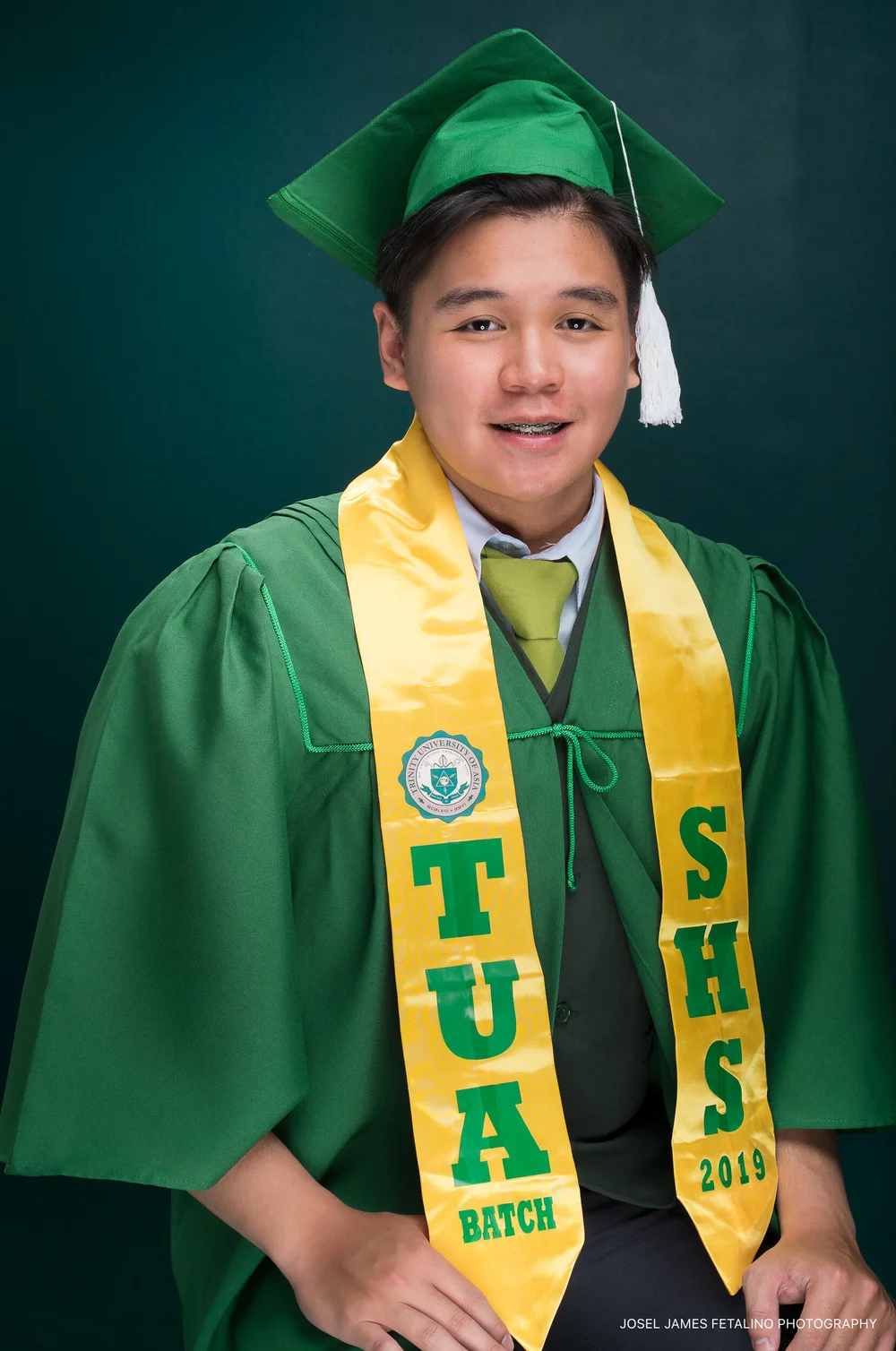 GRADUATION PHOTO SESSION — JOJIT LORENZO PHOTOGRAPHY