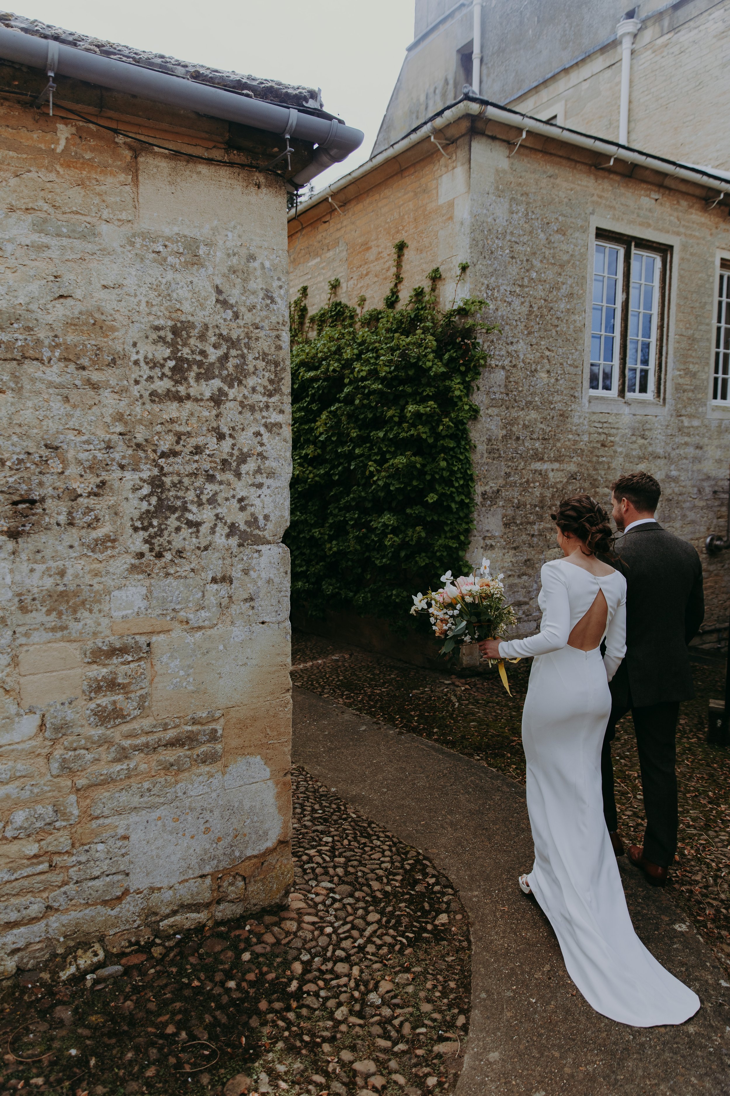 Real Bride Hannah - Bureiku dress — Rolling In Roses - modern ...