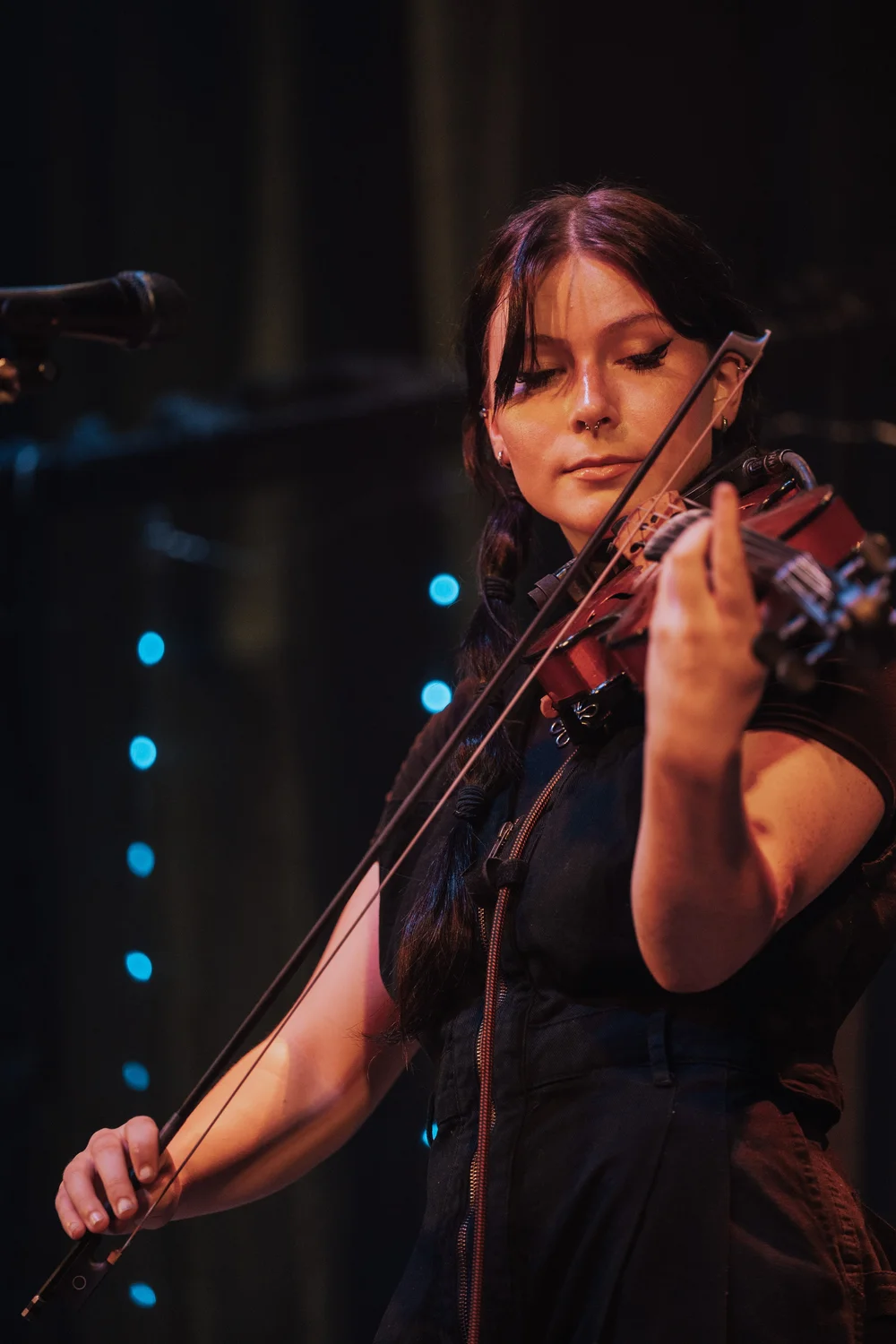 Show Review & Photo Gallery: The Burney Sisters, Faith Boblett & Kelley ...