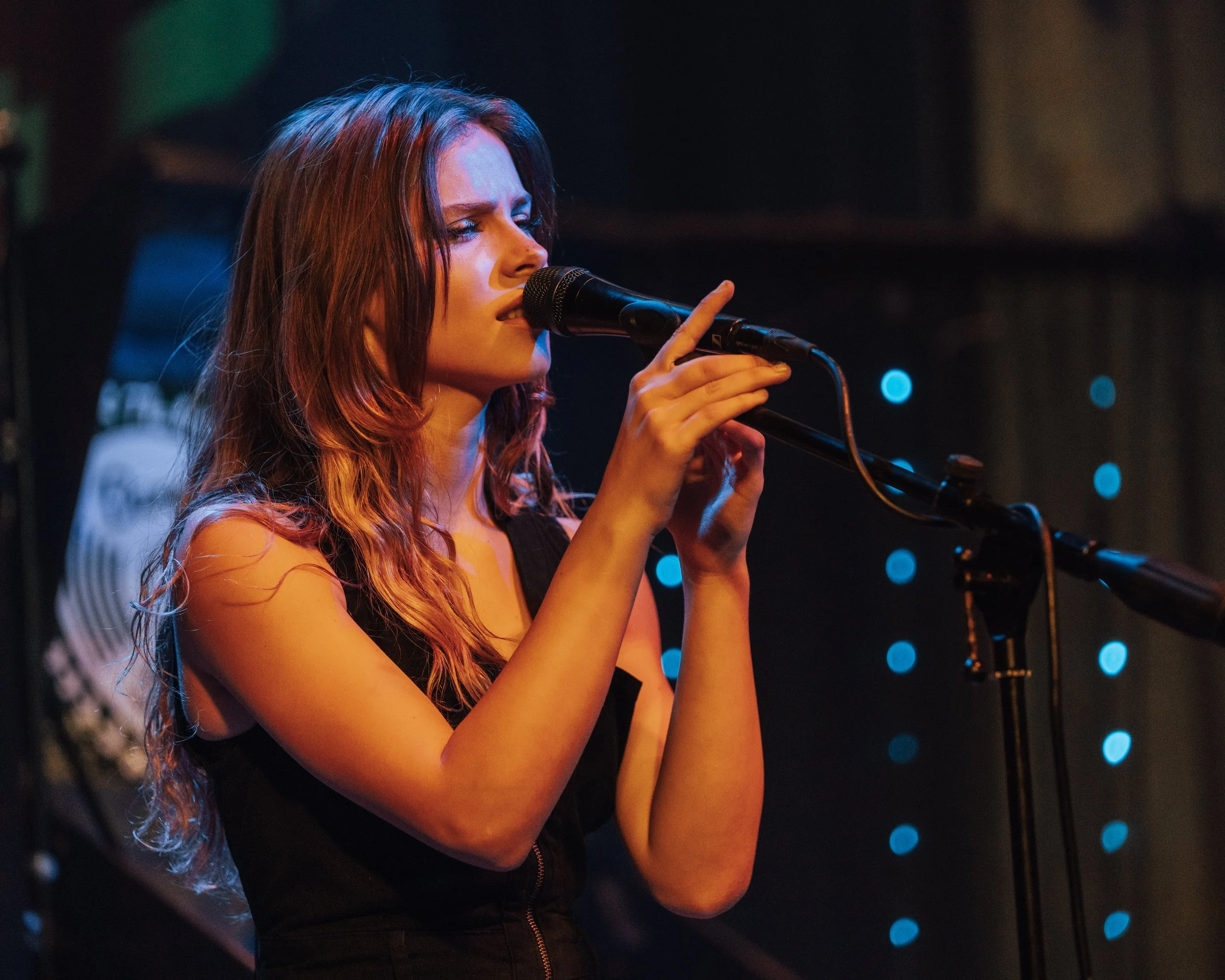 Show Review & Photo Gallery: The Burney Sisters, Faith Boblett & Kelley ...