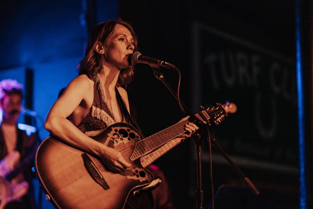 Show Review & Photo Gallery: Molly Brandt, Pit Stop & Becky Kapell at ...