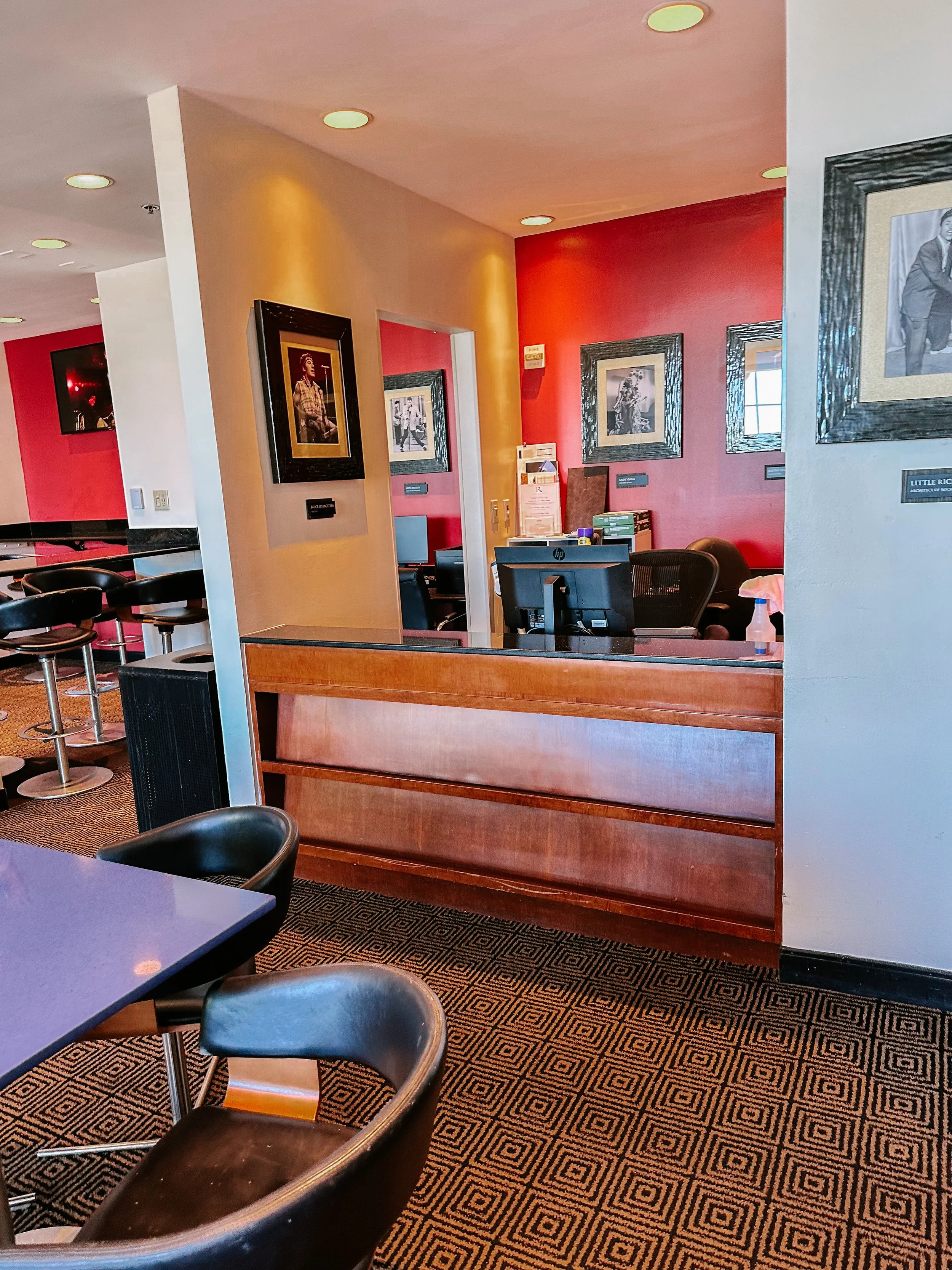 Club Level at Universal Orlando — Hemphilly Ever After