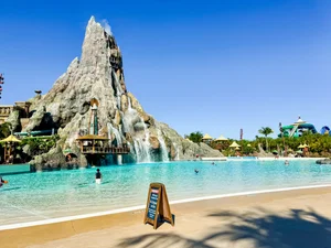 Top 10 Tips For Getting The Most Out Of Universal’s Volcano Bay ...