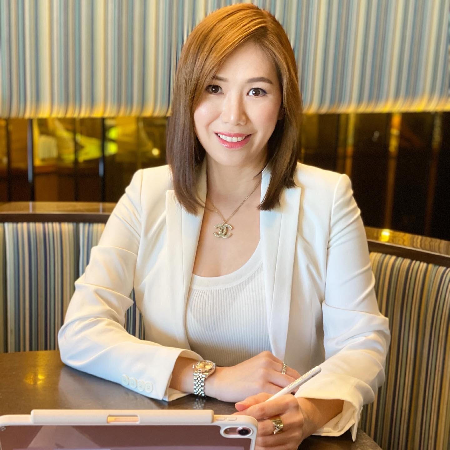 Meet the world-class trainers in Sales and Leadership — ELAvate Global