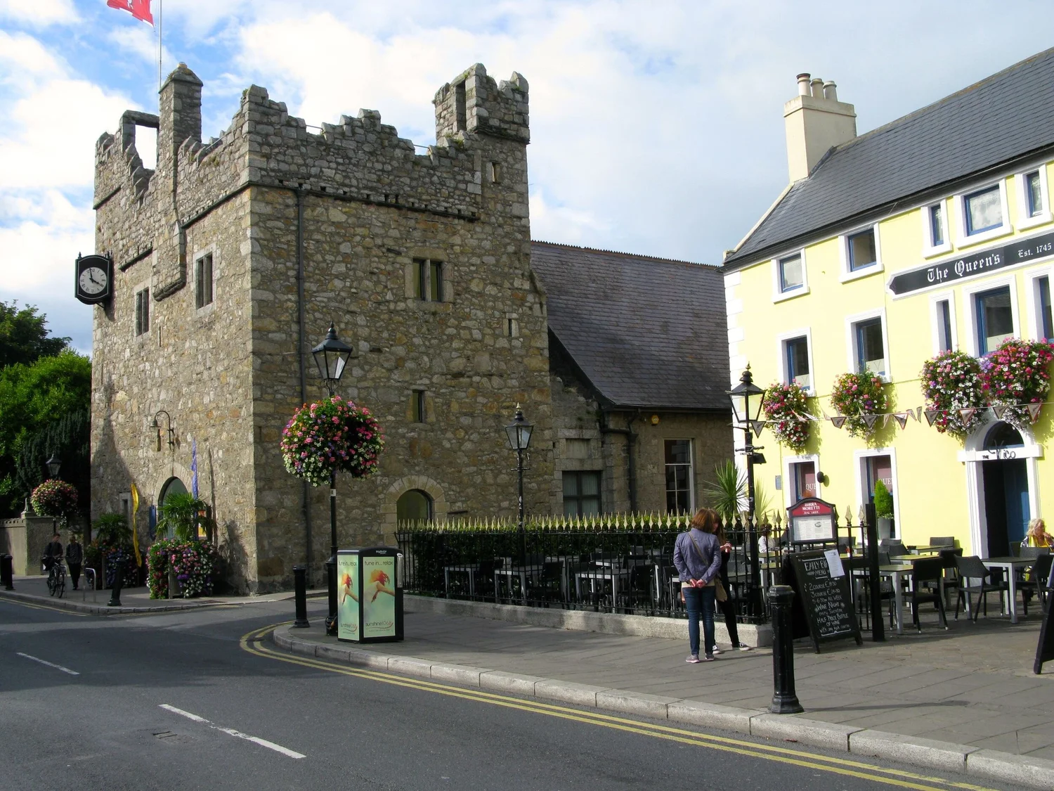 The Queen's. Dalkey. Dublin pubs. Irish pubs. Pub reviews. — The Dublin ...