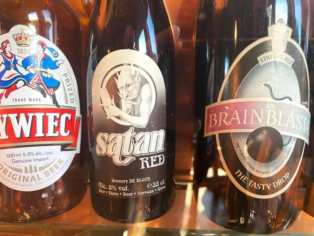 392) The Porterhouse of Parliament Street, Temple Bar, D2 — The Dublin ...