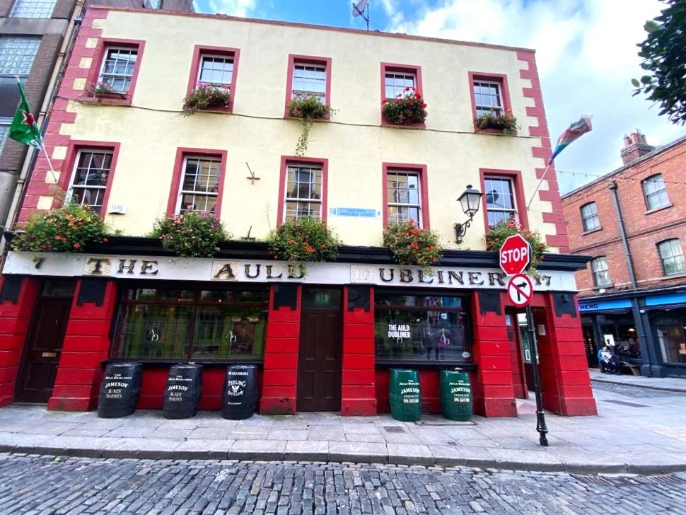 391) The Auld Dubliner of Temple Bar, D2 — The Dublin Publopedia