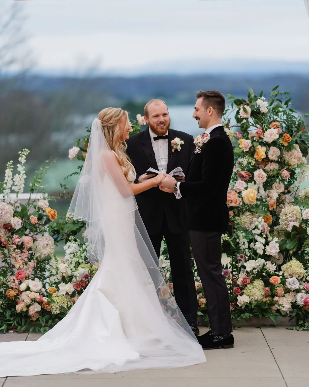 A Southern Country Club Wedding with Abundant Flowers — Wither and ...