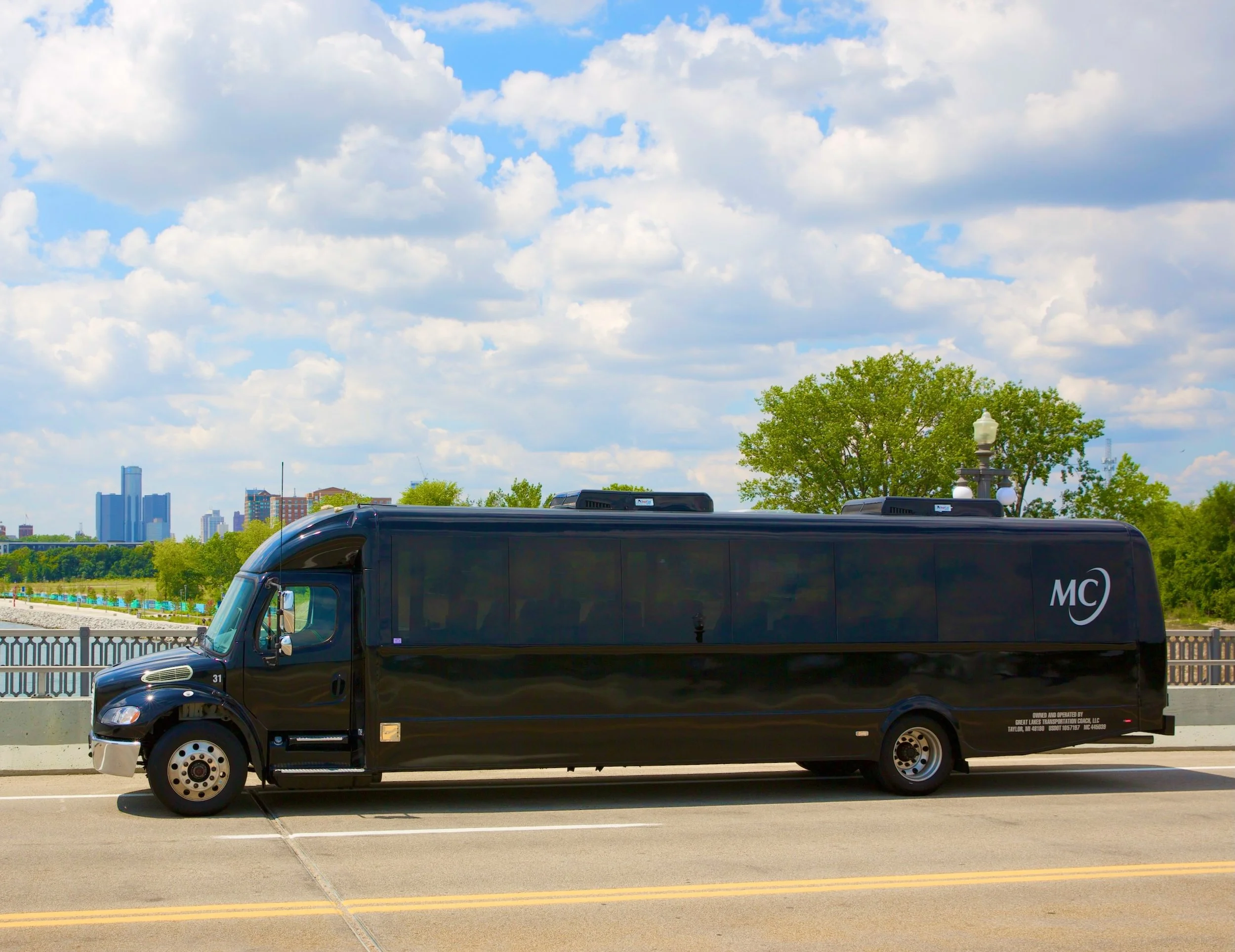 Metro Cars I Professional Safe Reliable