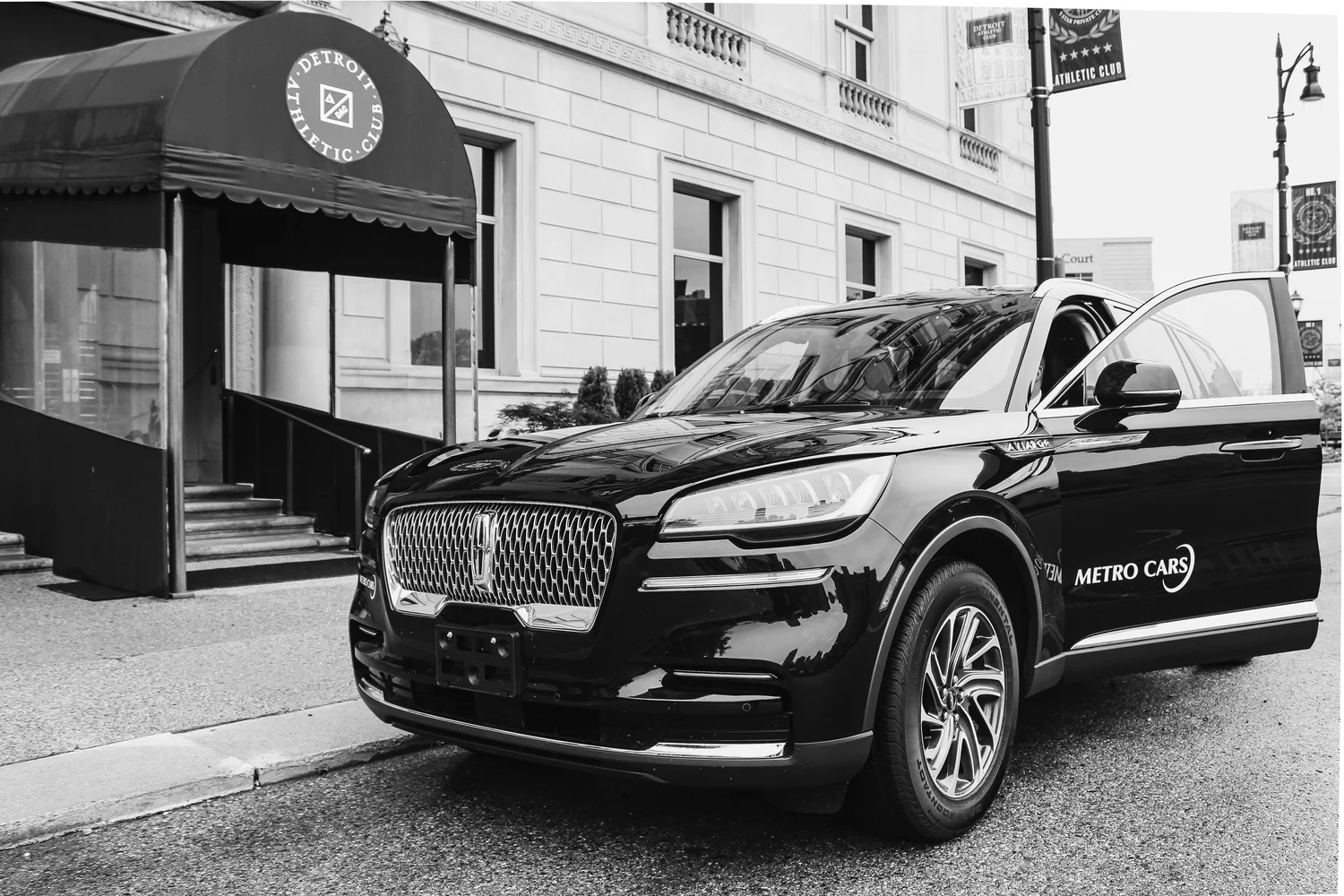 Metro Cars I Professional Safe Reliable