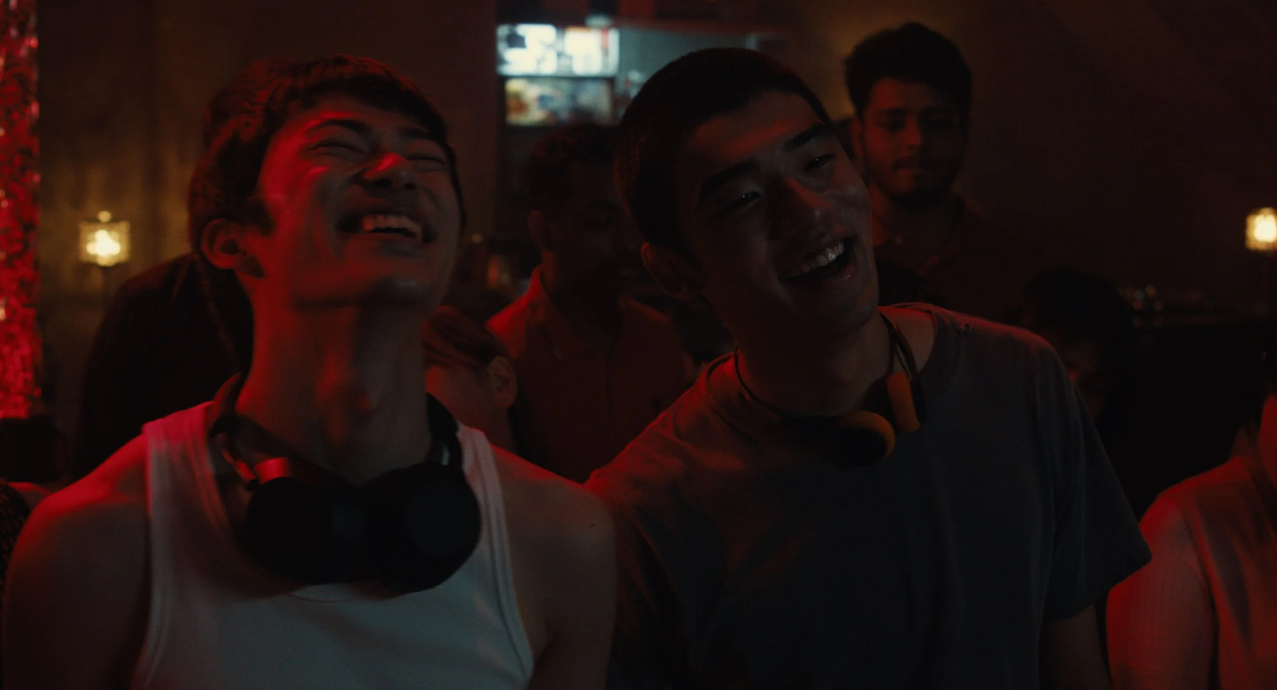 Happyend — Modern Films