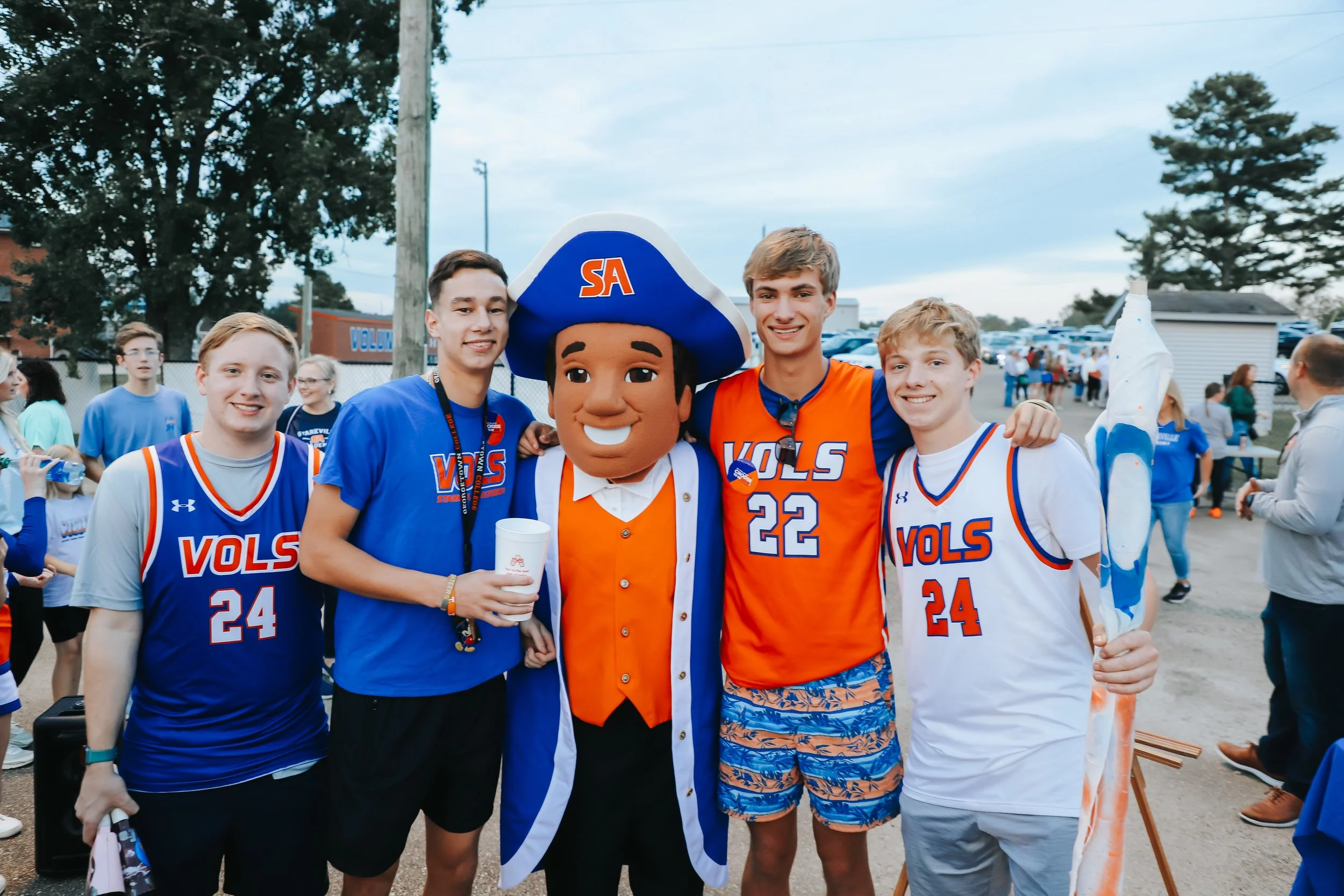 Giving — STARKVILLE ACADEMY