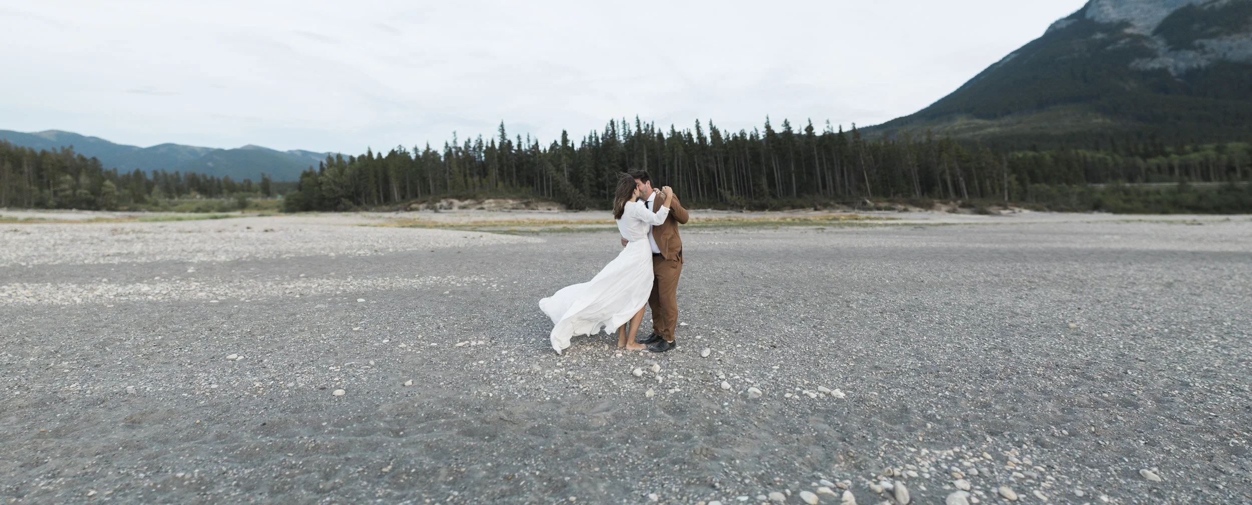 Matt Lowden Photography | Calgary Wedding Photographer