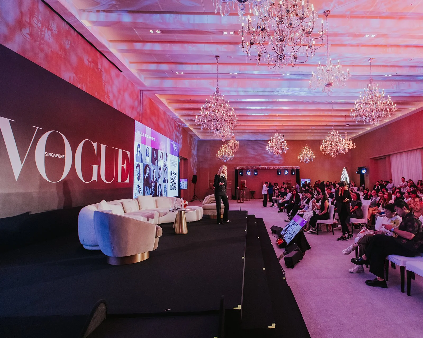 NEXT IN VOGUE — Nouvo