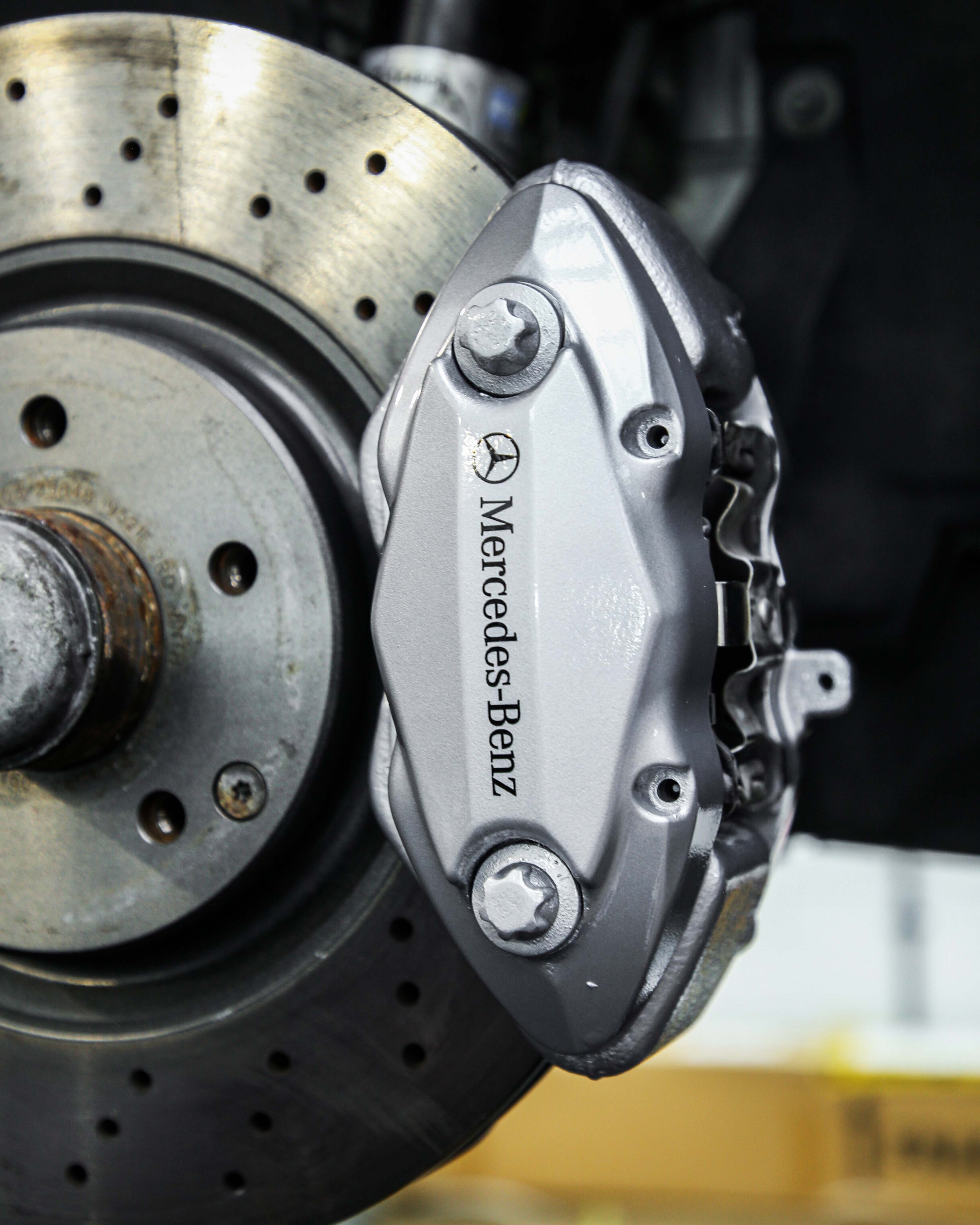 Professional brake caliper painting service Southampton Hampshire ...