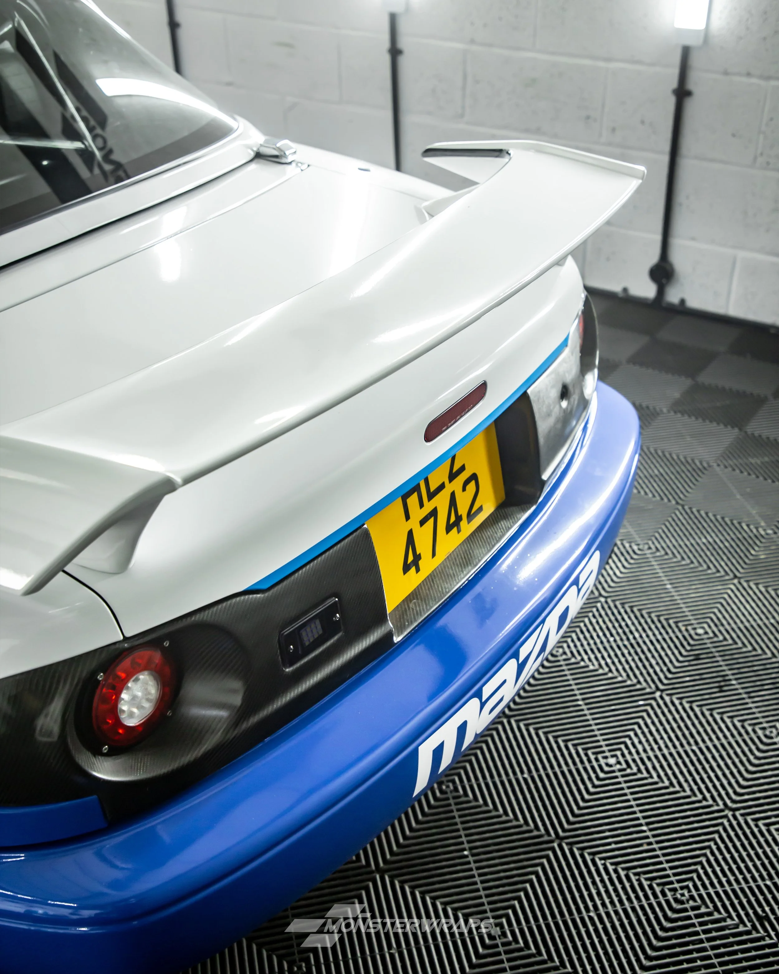 Company branding, sign writing, vehicle artwork, fleet wrapping and car ...