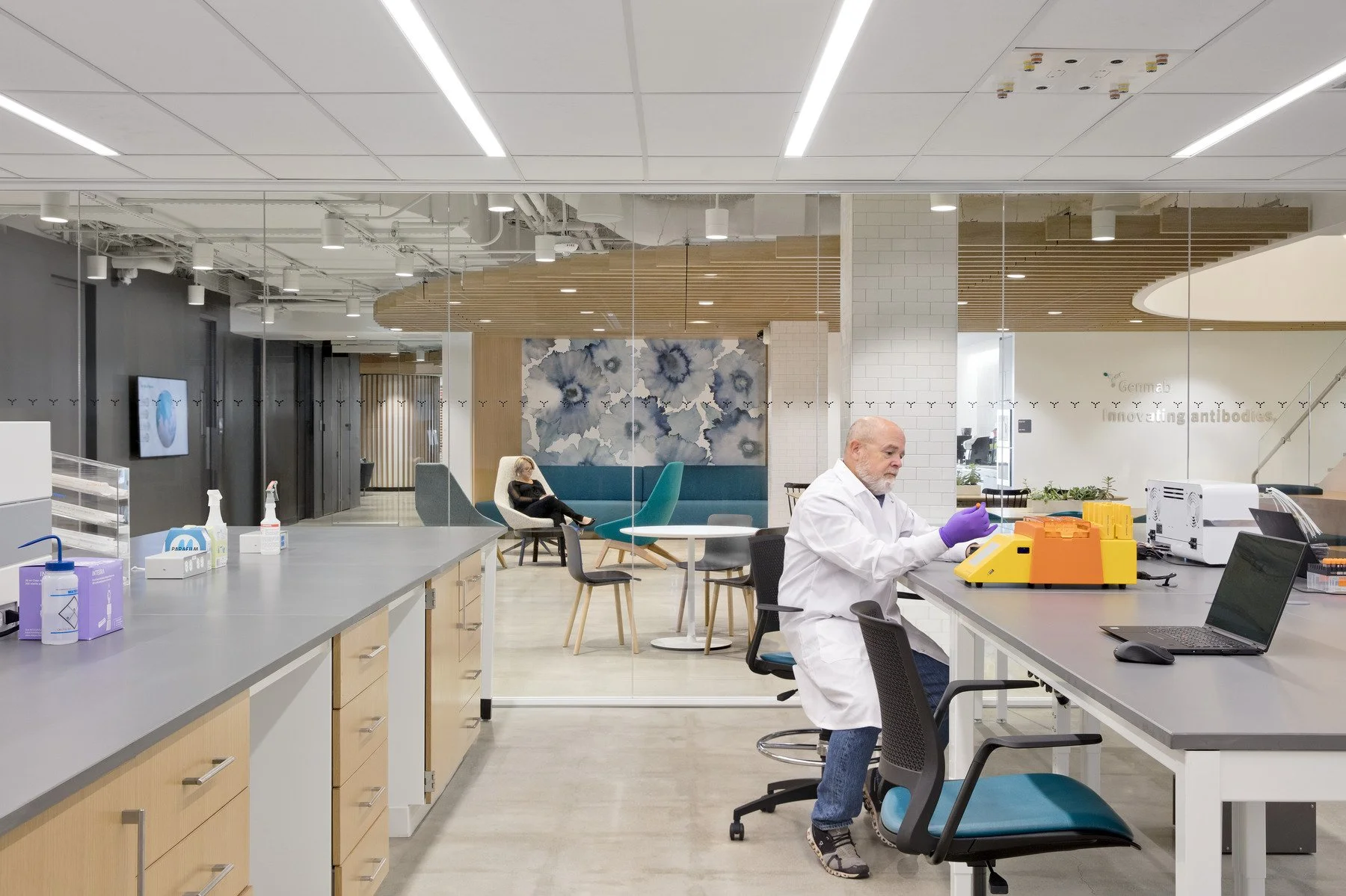 Gensler Releases U.S.Laboratory Research Scientist Survey — Lab Design News