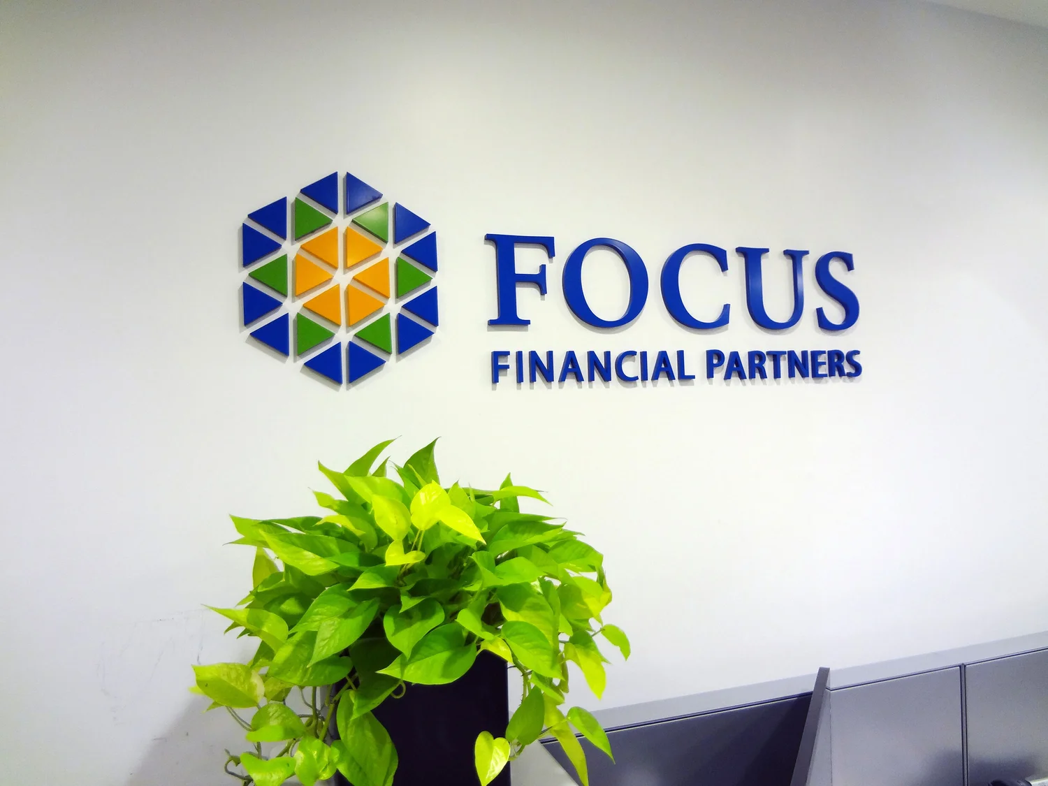 3D Dimensional Lobby Wall Signs LA + Office Reception 3D Signs LA ...