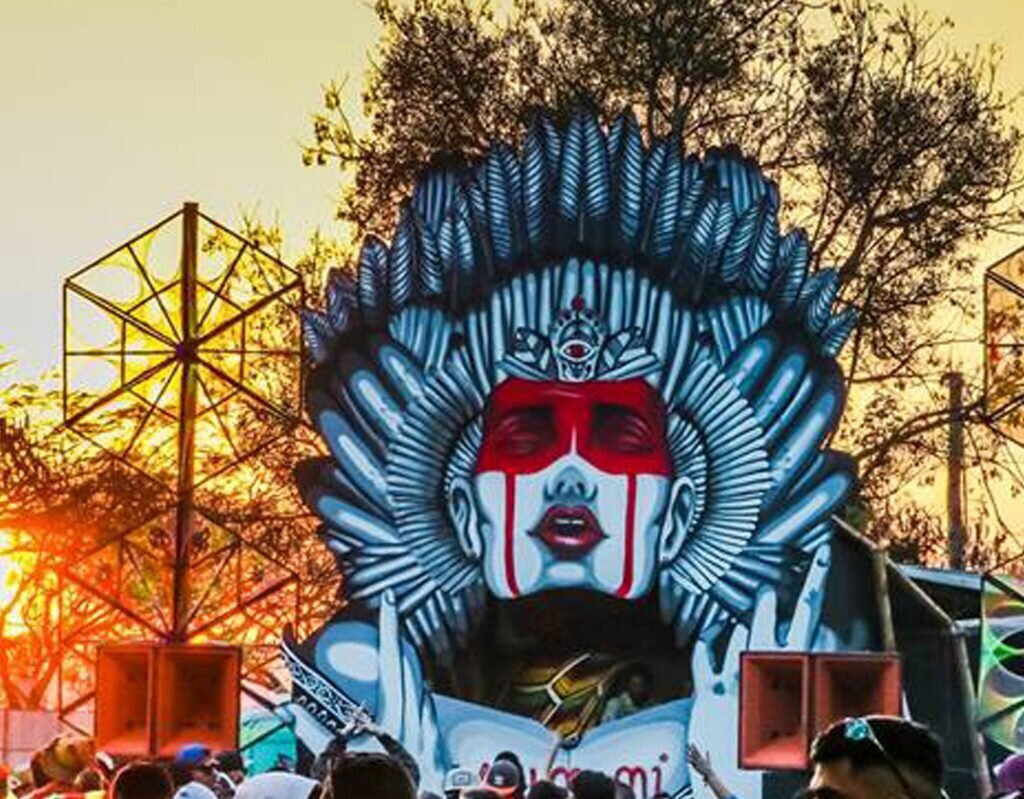 STAGE DESIGN — Freak Dali