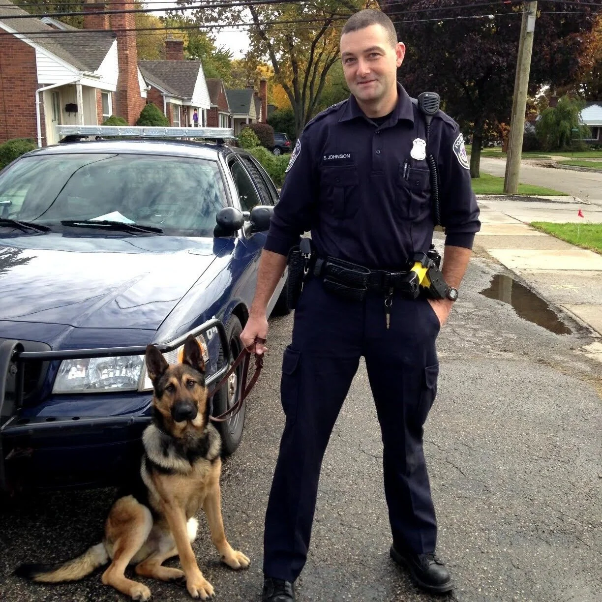 Police K-9 Program — Grosse Pointe Animal Adoption Society
