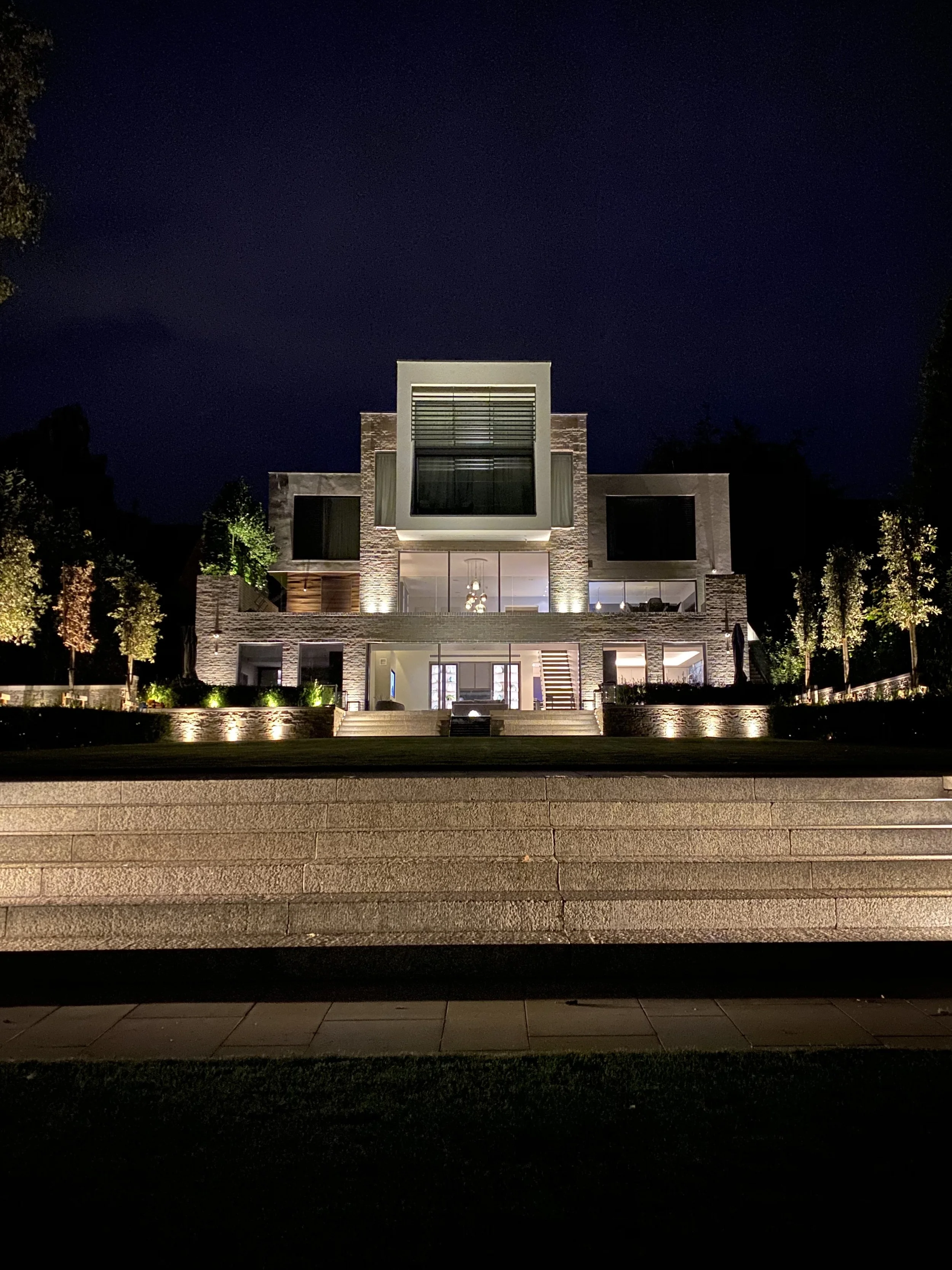 Portfolio — neil parslow landscape lighting design