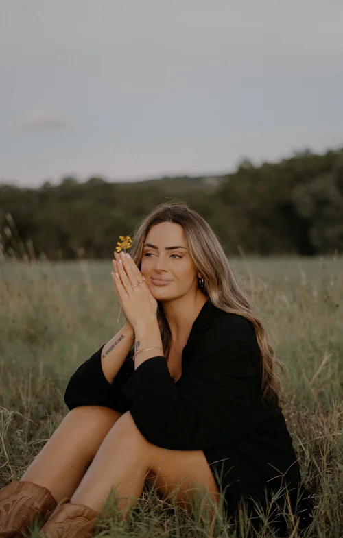 HOPE MOQUIN